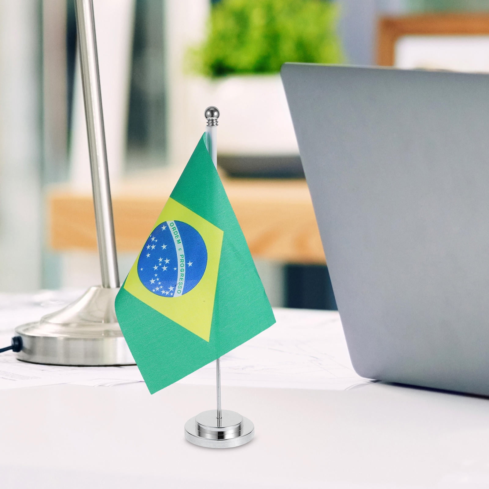 WEUVEB Small Flag Tabletop Decoration, Polyester and Plastic Mini Flag ...