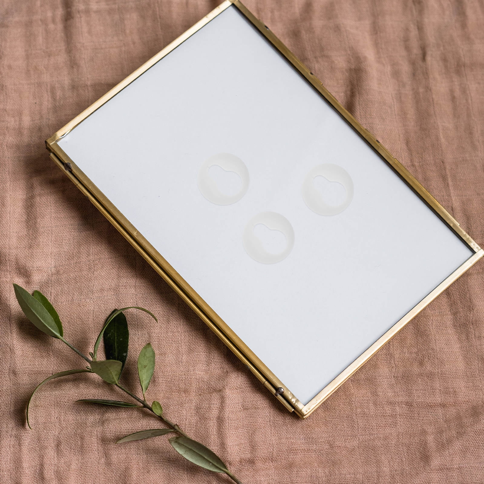 WHAMVOX Plastic Keyhole Hangers White 50Pcs 0.7In Round - Walmart.com