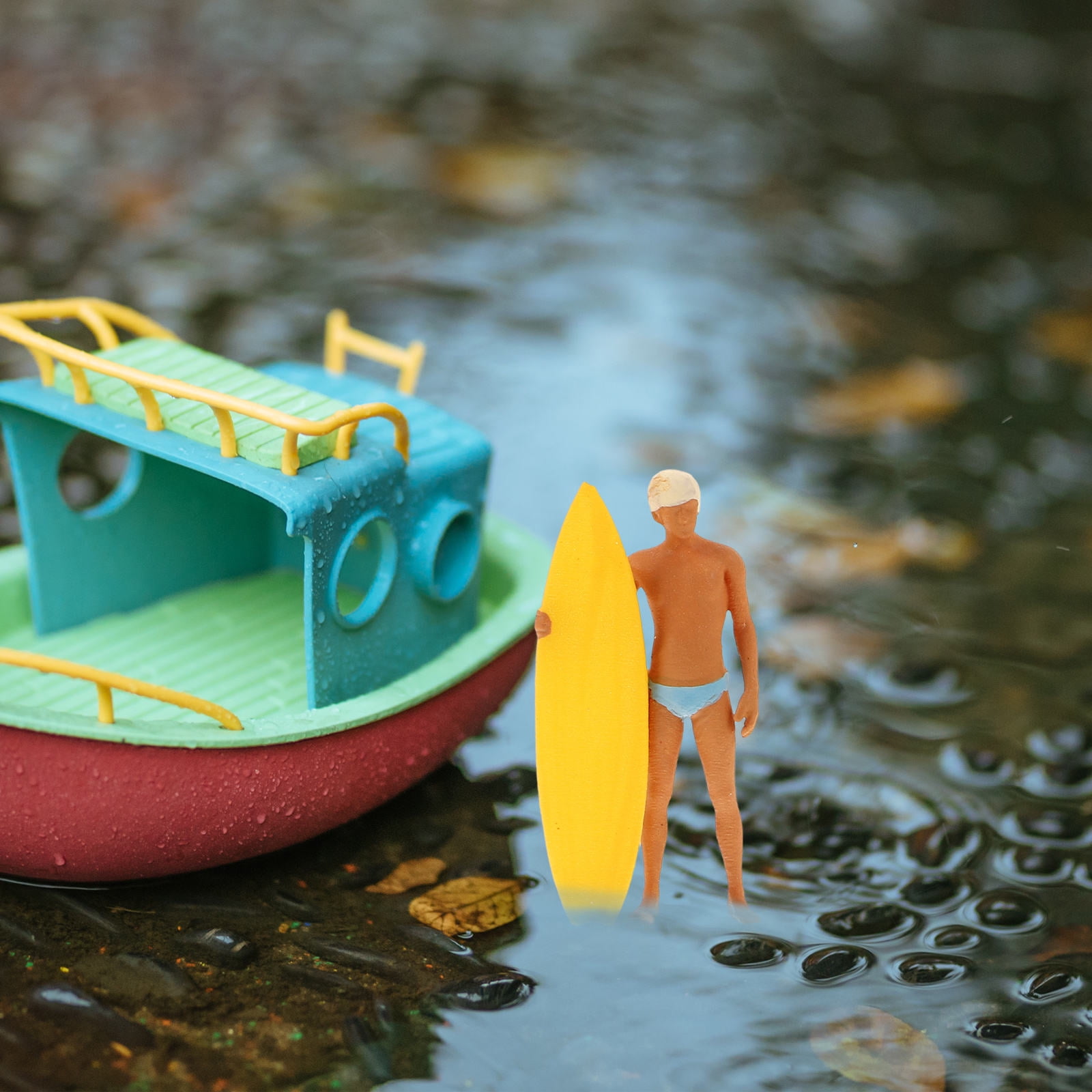 WHAMVOX Mini Surfing Boy Figurines With Surfing Board 1:64 Scales ...