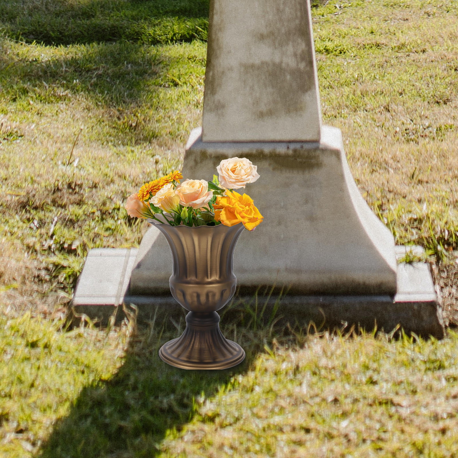 WHAMVOX Vintage Metal Planter Cemetery Vase for Succulent Plants ...