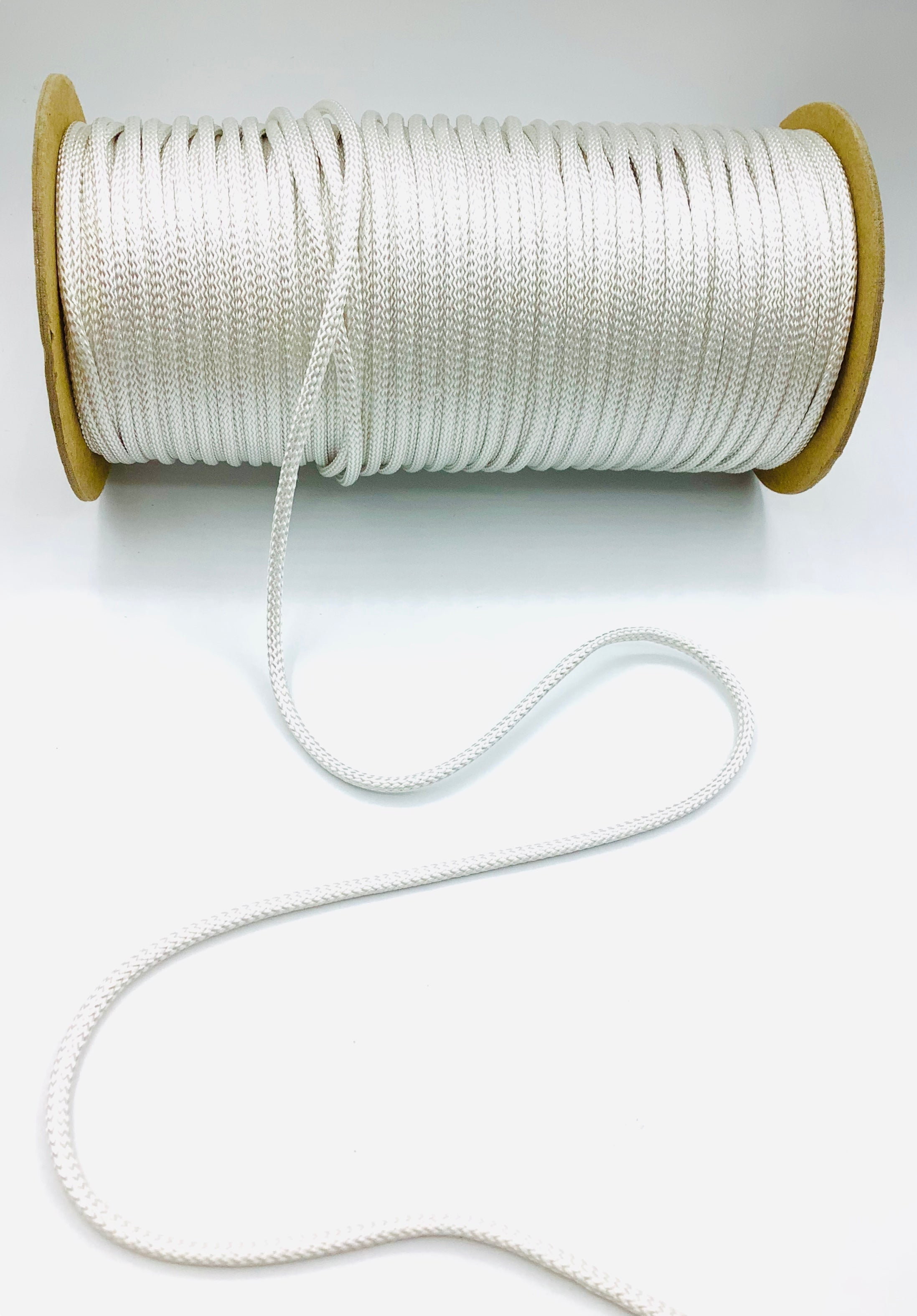 WHITE 3/16" RAYON BOLO CORD - Walmart.com