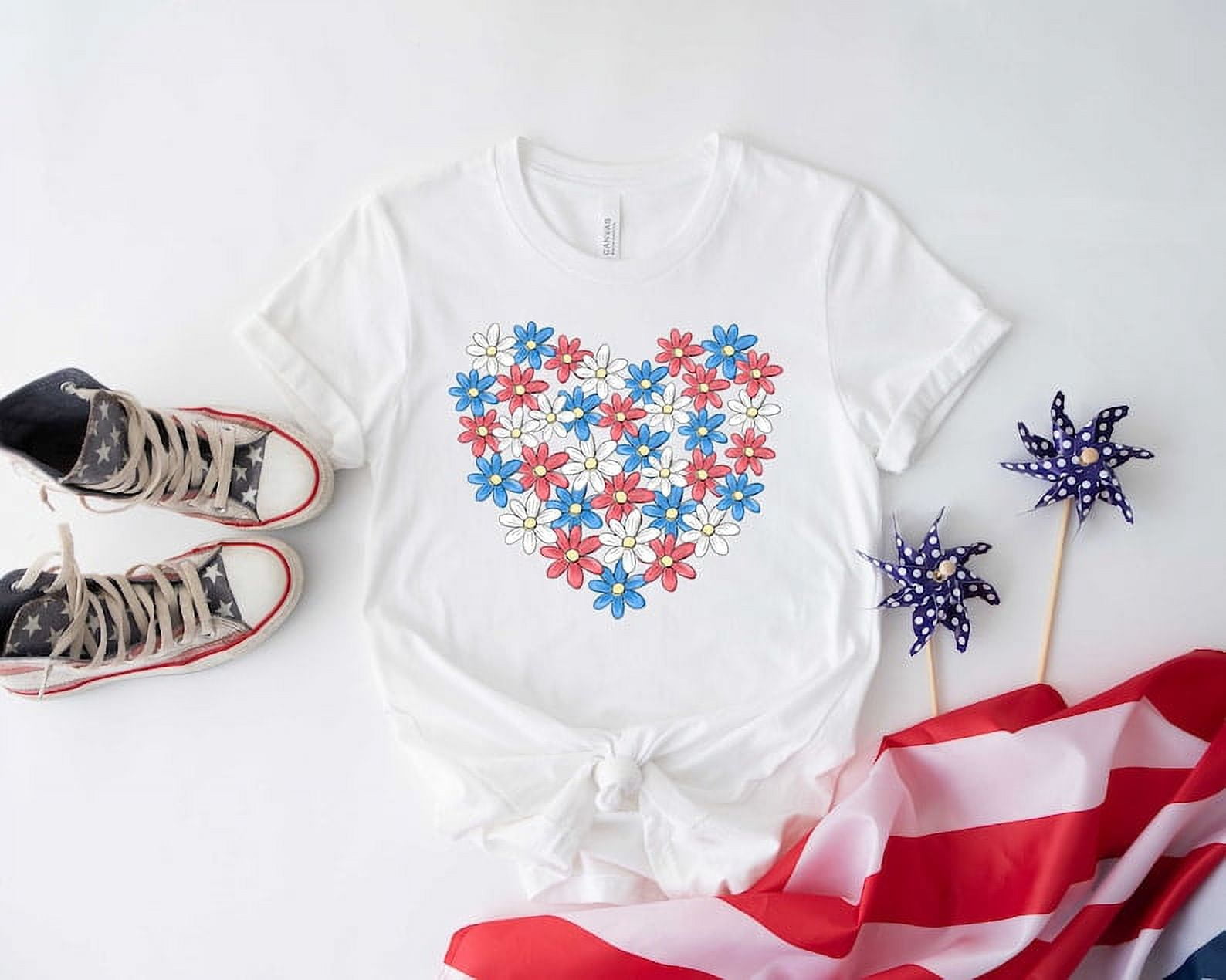 [WHITE] American Flag daisy Heart tshirt, July 4th Women's American ...