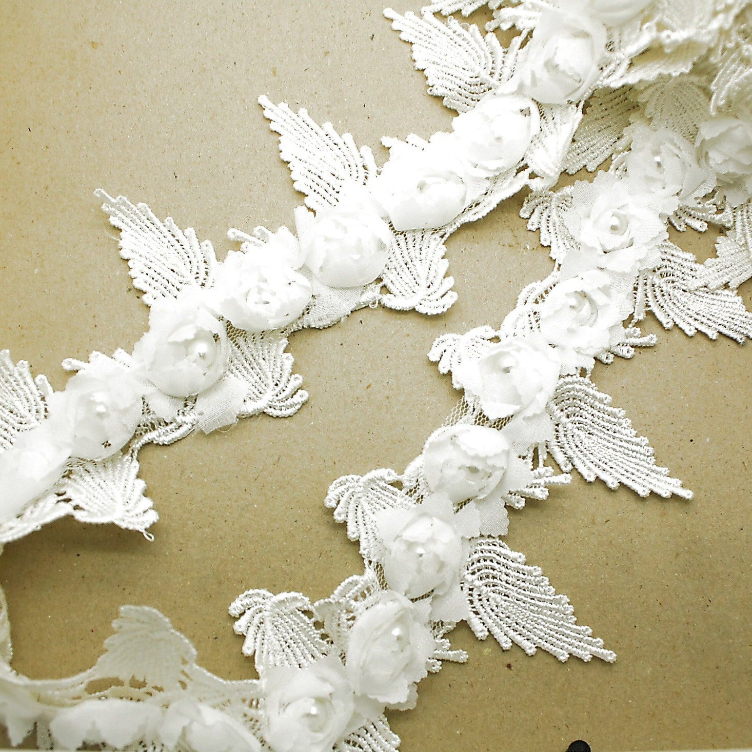 WHITE ROSE FLORAL PEARL TRIM - sarahi.NYC - Walmart.com