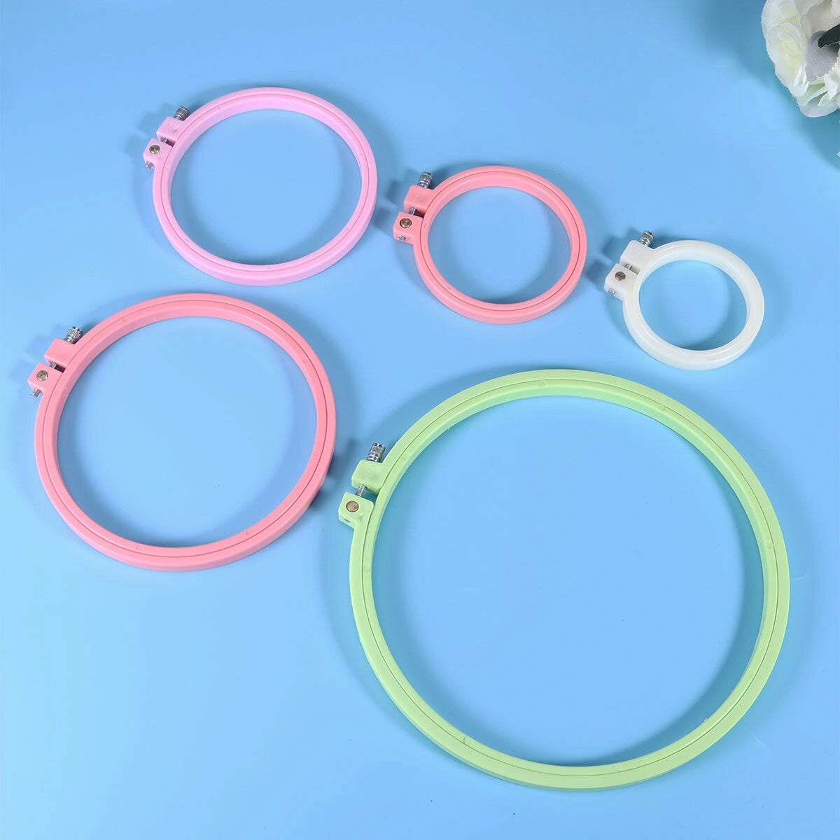 WRISTBIQUE 5Pcs Sewing Circle Frame Rings Assorted Color Plastic For ...