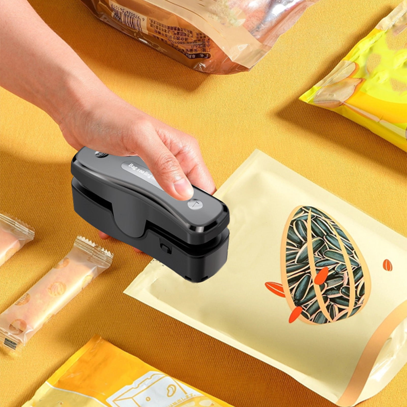 WRKEKC Mini Bag Sealer 2 in 1 Heat Sealer for Snacks Rechargeable Handheld Plastic Bag Resealer ...