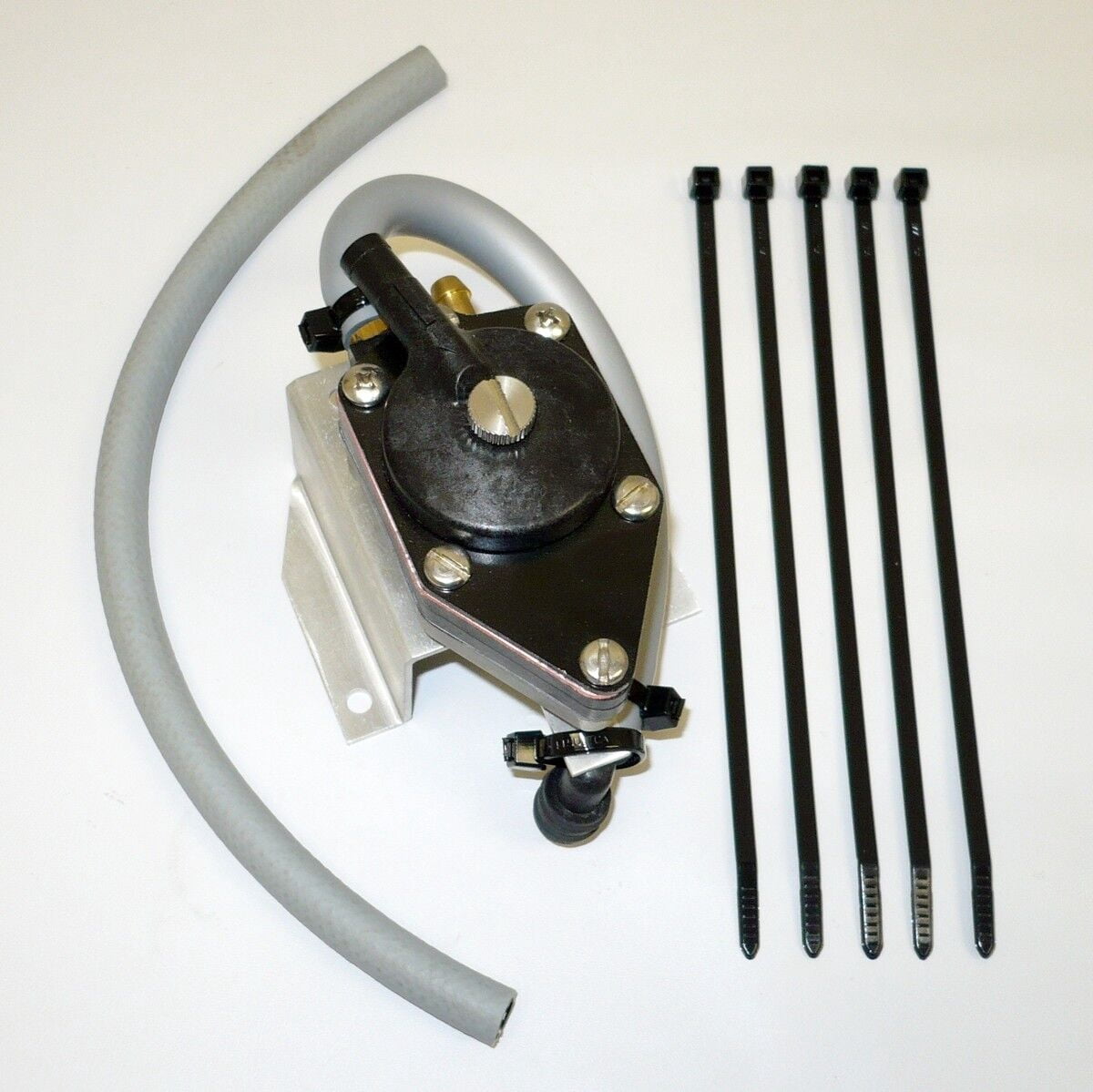 WSM Johnson/Evinrude 90-115 Hp Fuel Pump VRO 4Cyl 60 Degree w/o Oil 600 ...