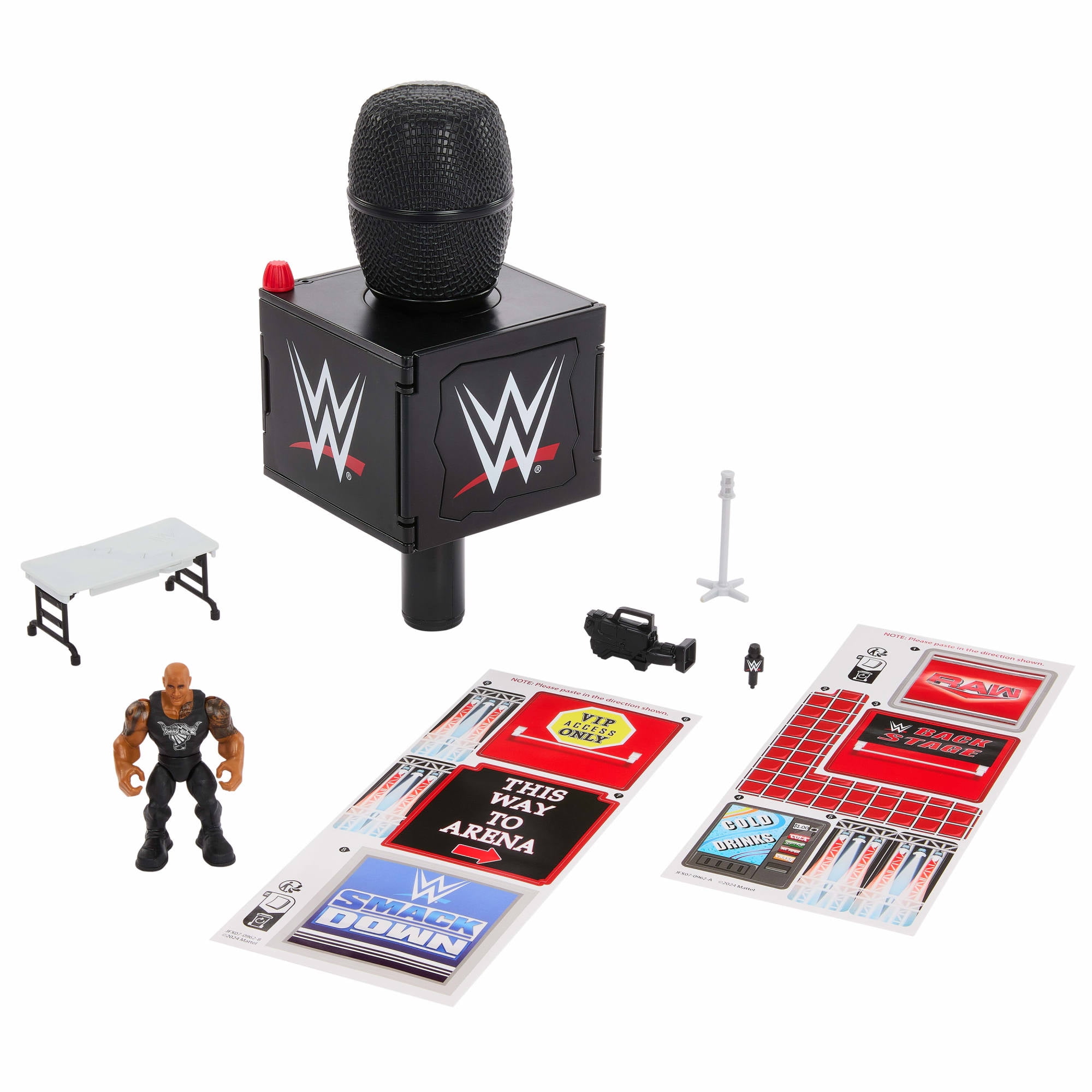 WWE Knuckle Crunchers Final Boss Microphone Playset with The Rock ...