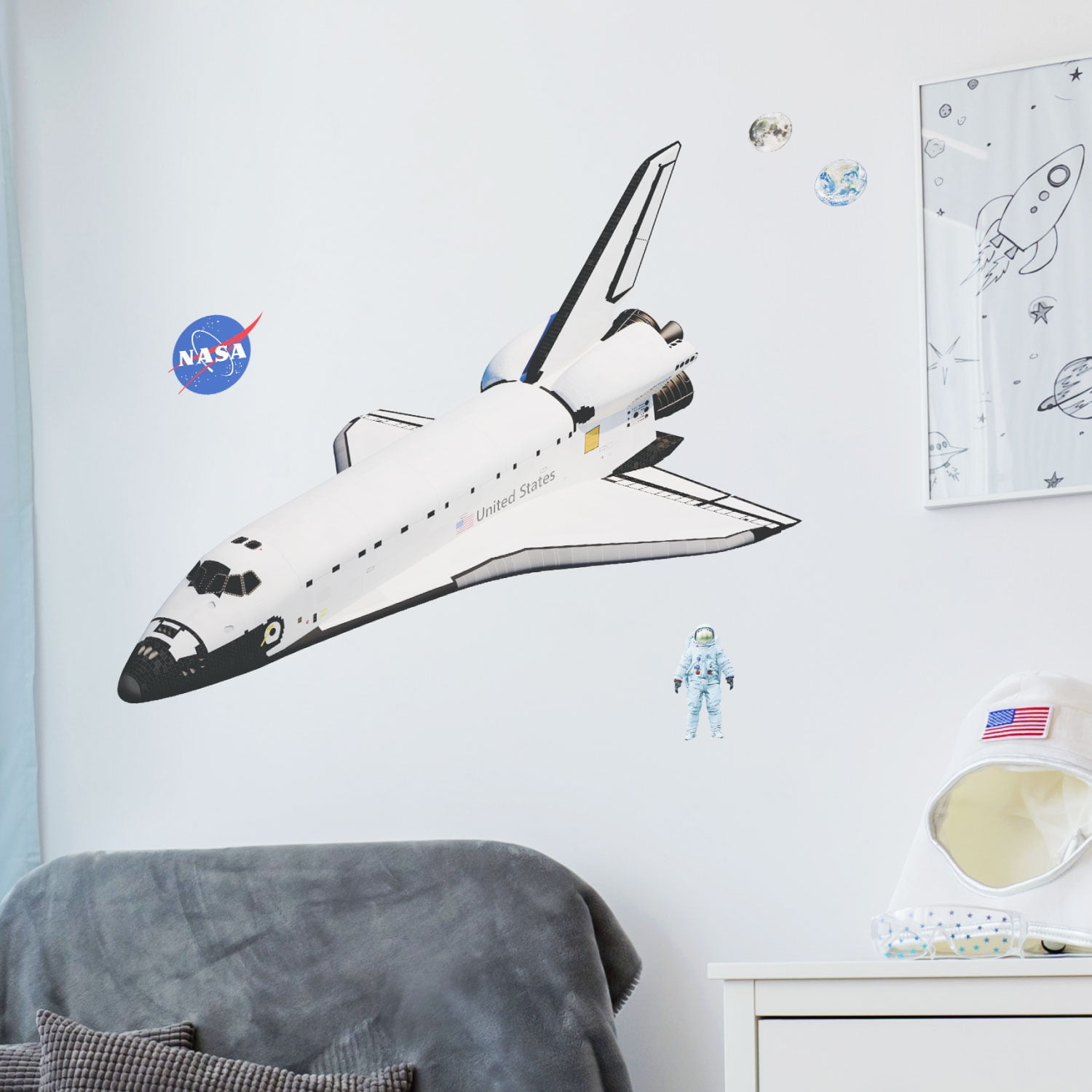 Wall Palz NASA Space Shuttle Wall Decal - Spaceship Bedroom Decor with ...