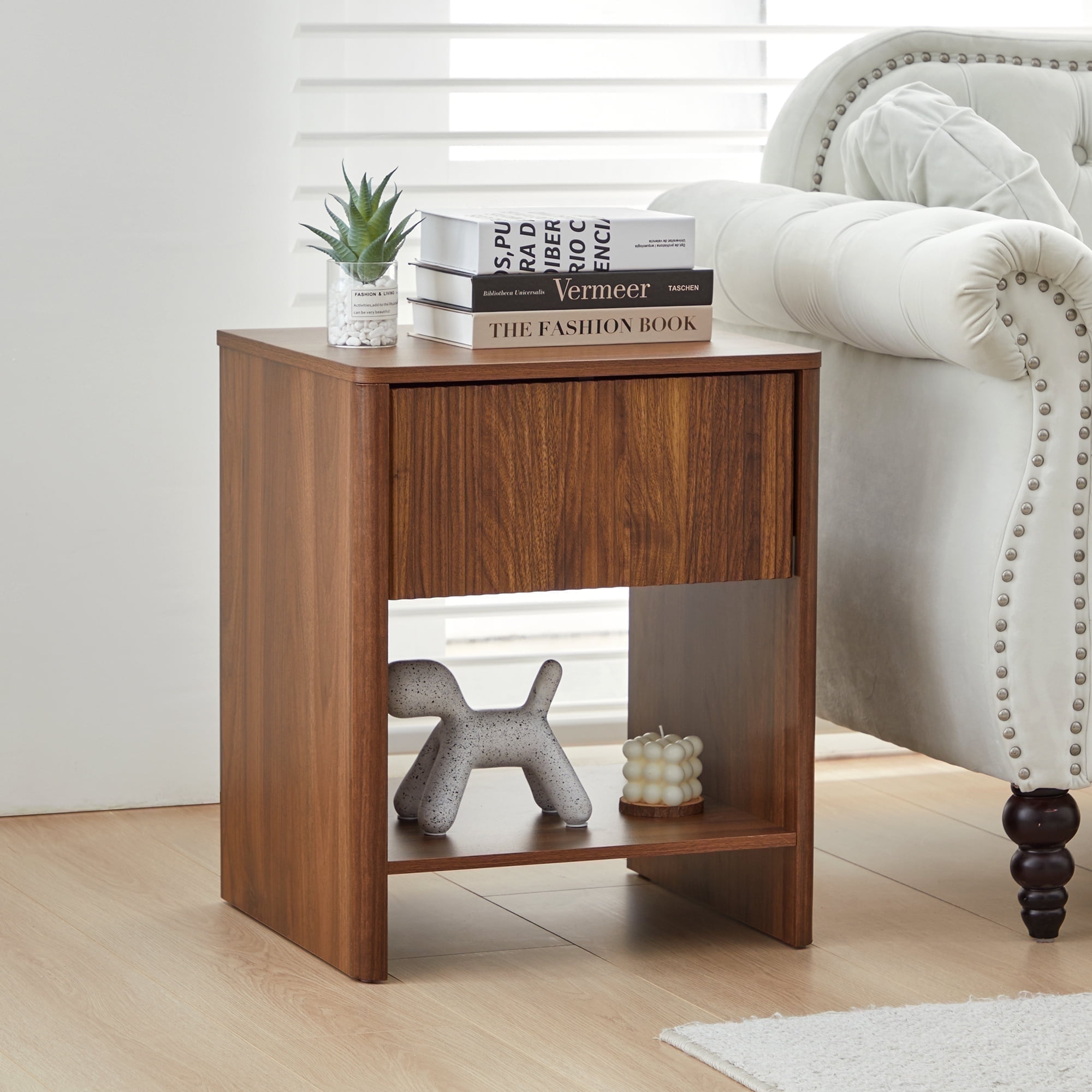 Weselon Modern Fluted Nightstand, Curved Side Bedside Table with Drawer ...
