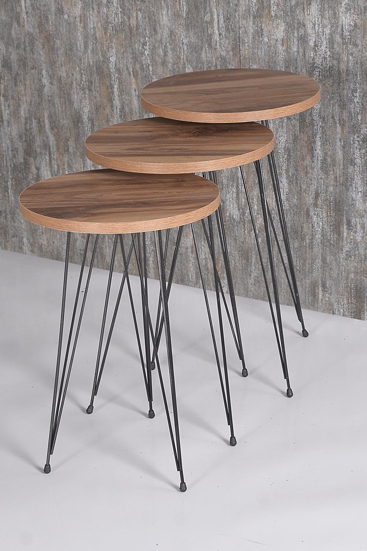 Walnut Nesting Coffee Tables 3 PCS,Round Side Table With Black 3-Rod ...