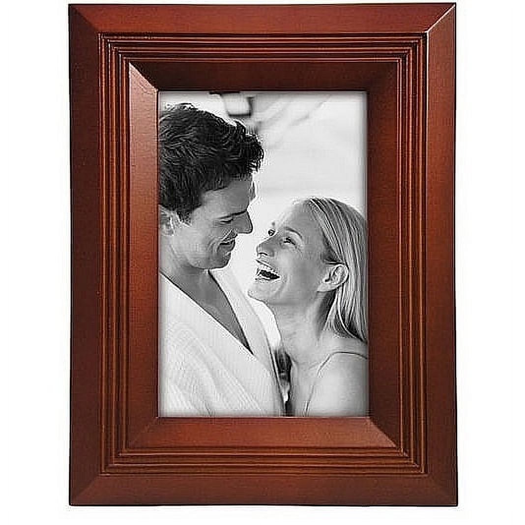 Walnut REED contemporary ridged by Malden Design - 4x6 - Walmart.com