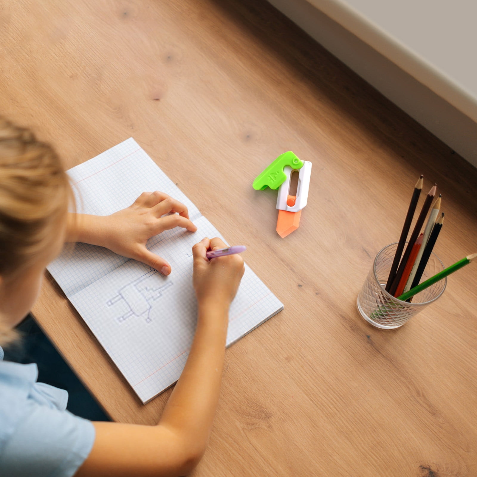 Wanfds Fidget Knife, 3D Gravity Knife Toy, 3D Gravity Plastic, Toy ...