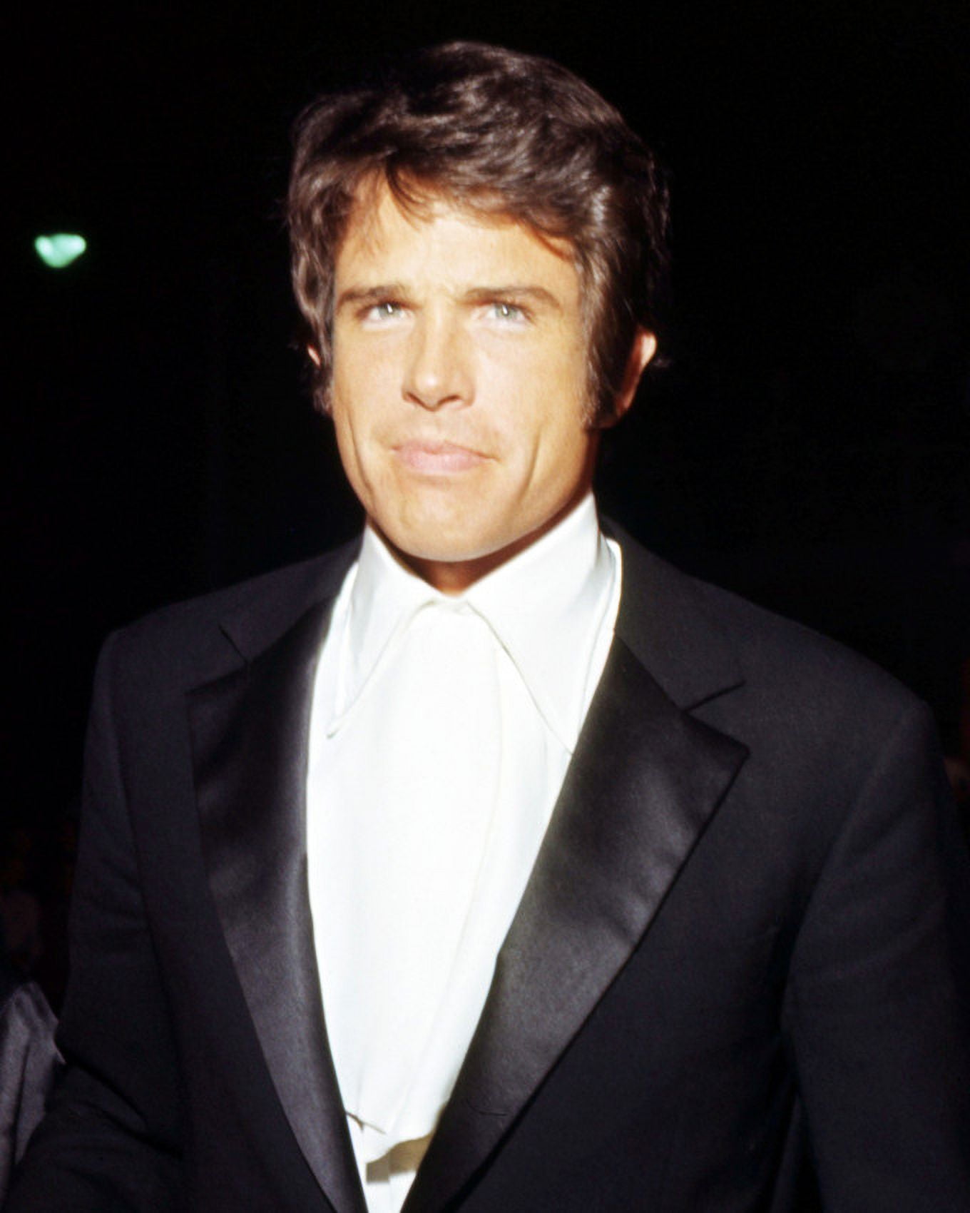 Warren Beatty 24X36 Classic Hollywood Poster Candid In Tuxedo In ...