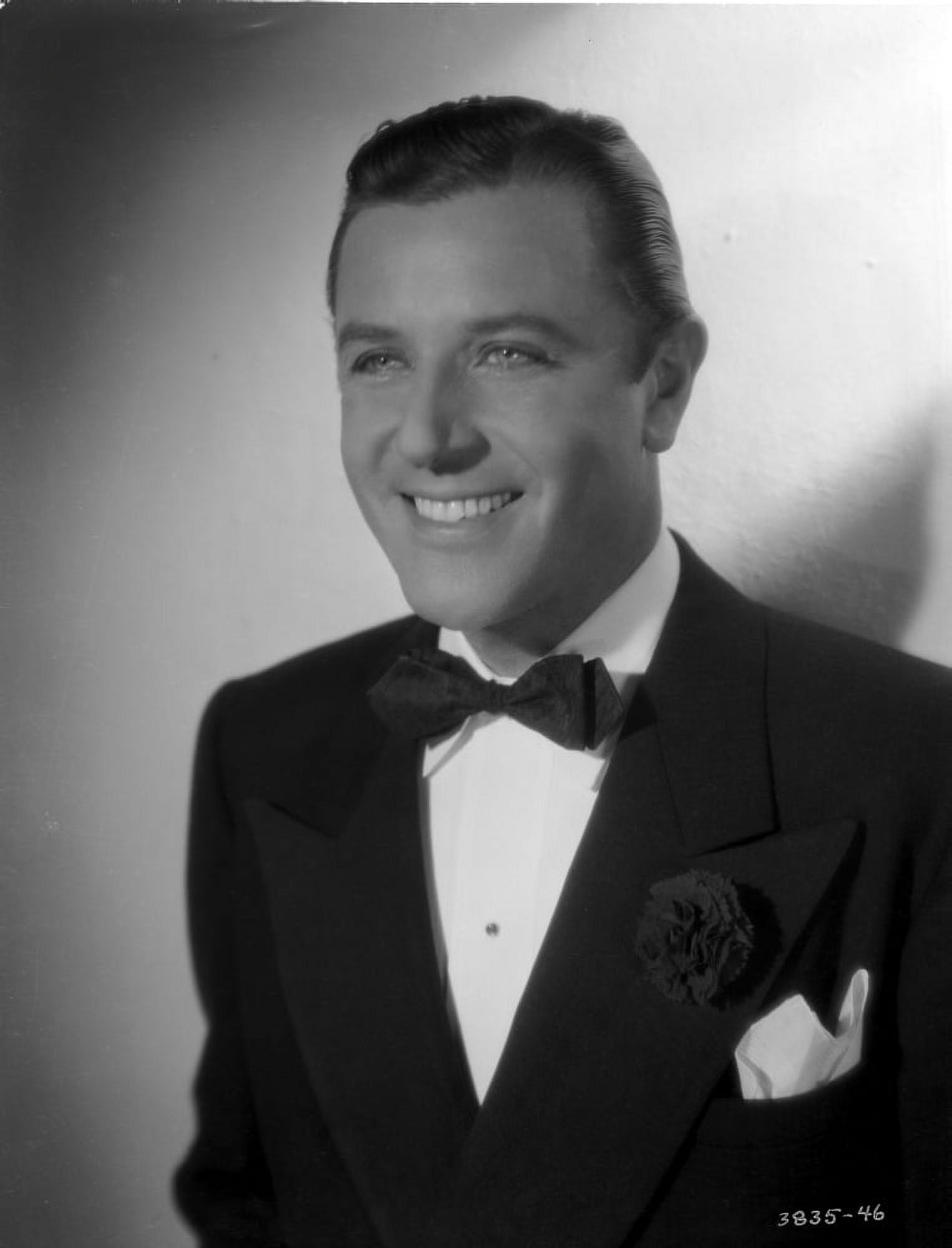 Warren Hull Photo Print (8 x 10) - Walmart.com