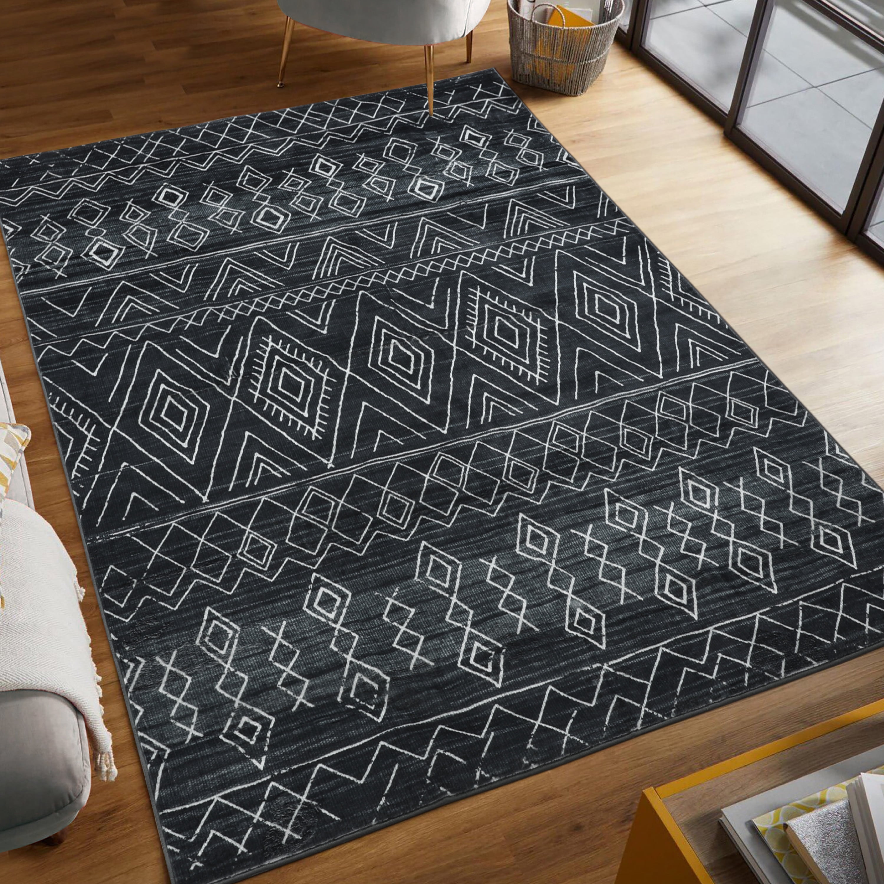 Washable Skid-Resistant Area Rug Geometric Black 5' x 7' - Walmart.com