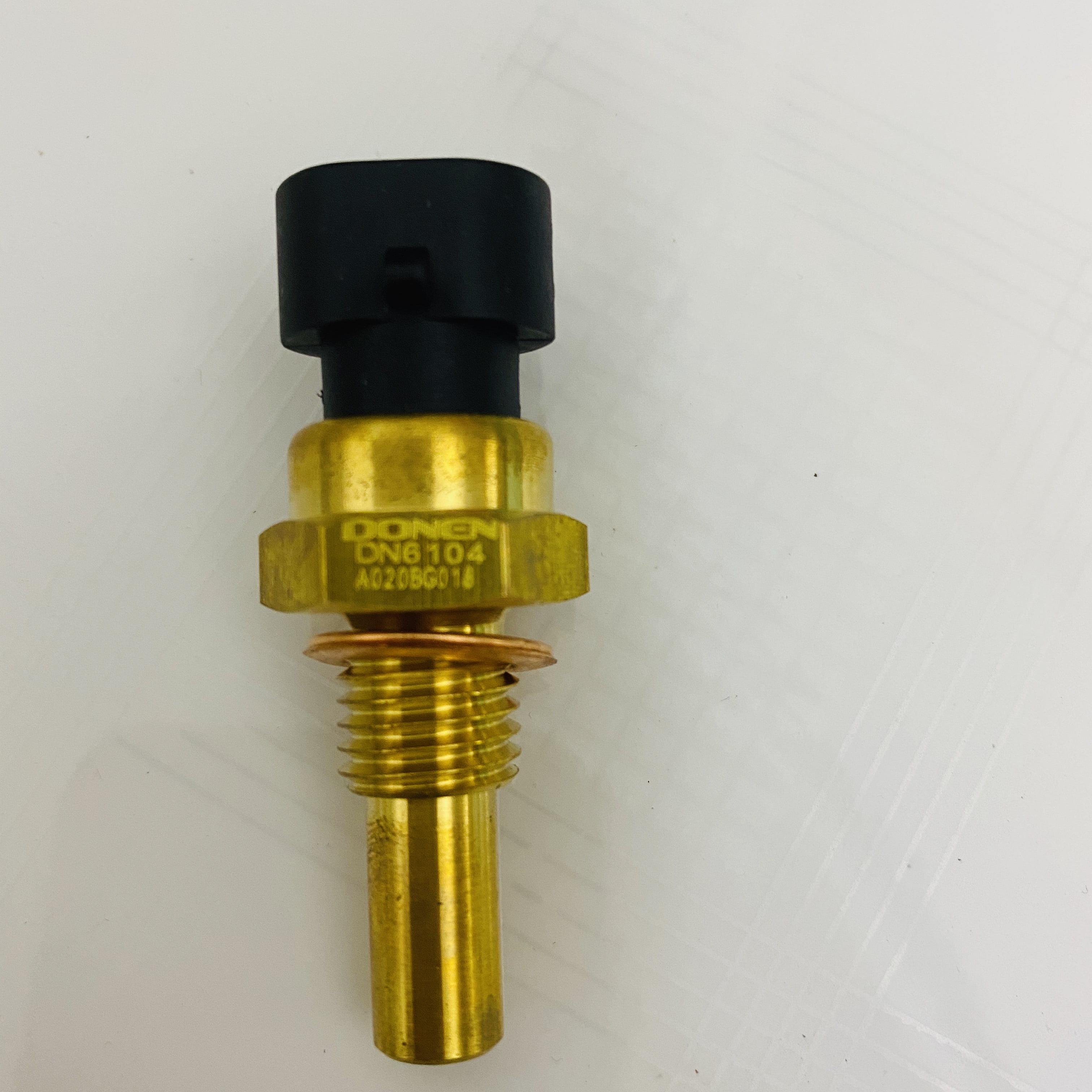 Water sensor for FAW ca6471 V52 GF8 GF900, high quality temperature ...