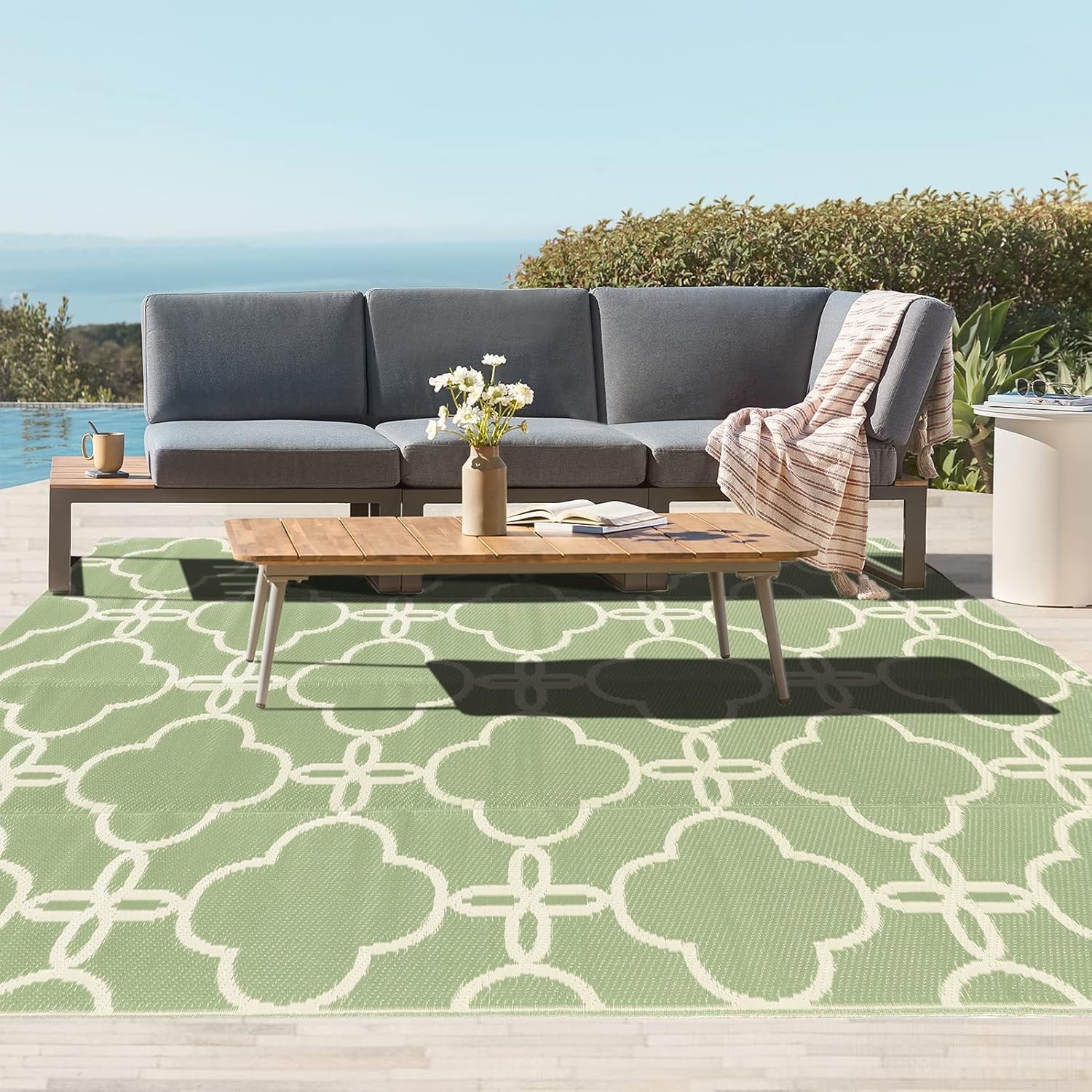 Waterproof Outdoor Patio Rug - Reversible Plastic Straw Camping Mat ...