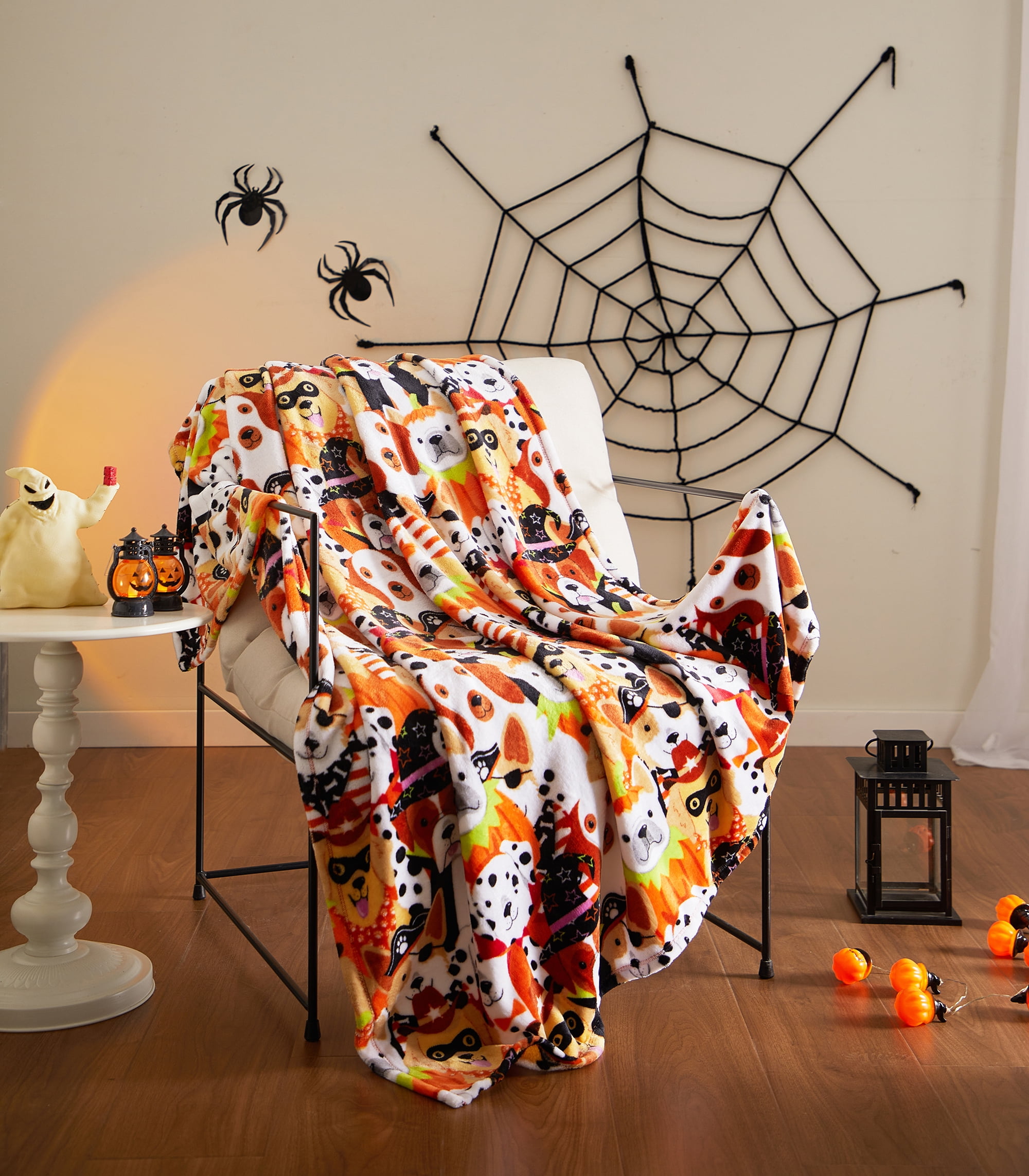 Way To Celebrate 50"x60" Costume Dogs Rolled Plush Throw - Walmart.com