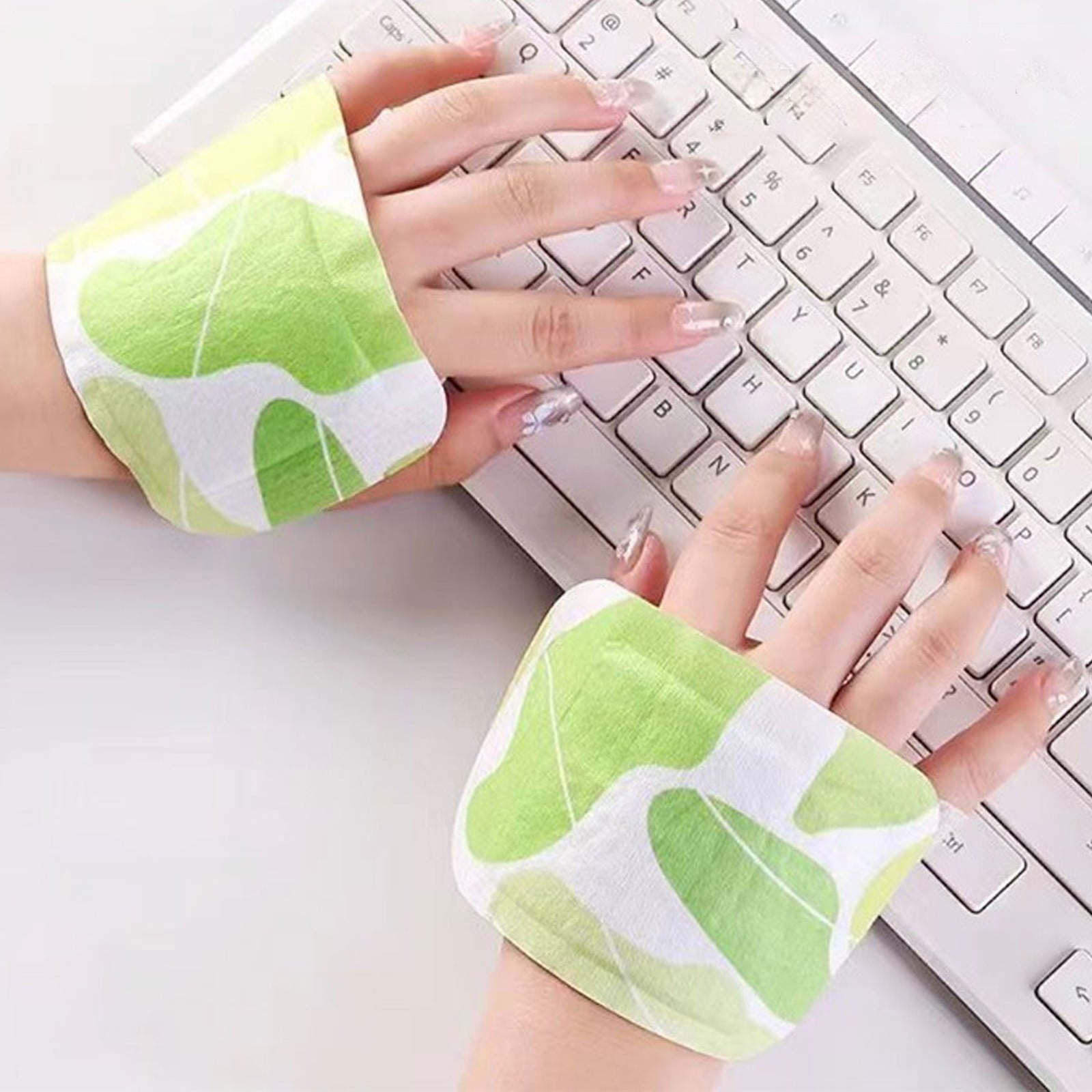 Wearable Hand Warmer Self Heating 2 Piece Set, Warm and Cold Proof ...