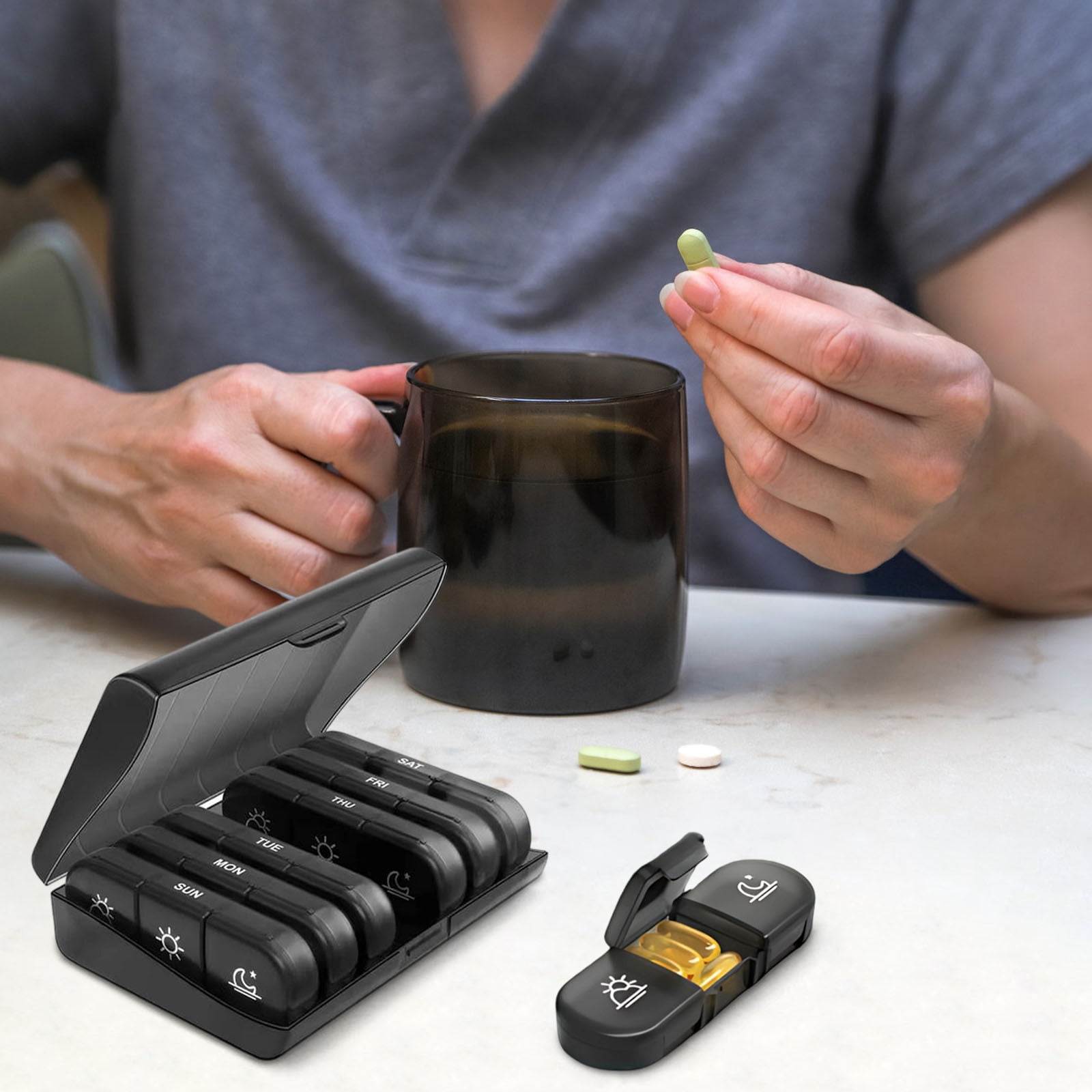 Weekly Pill Organizer 3 Times a Day, Portable Travel Pill Box 7 Day ...