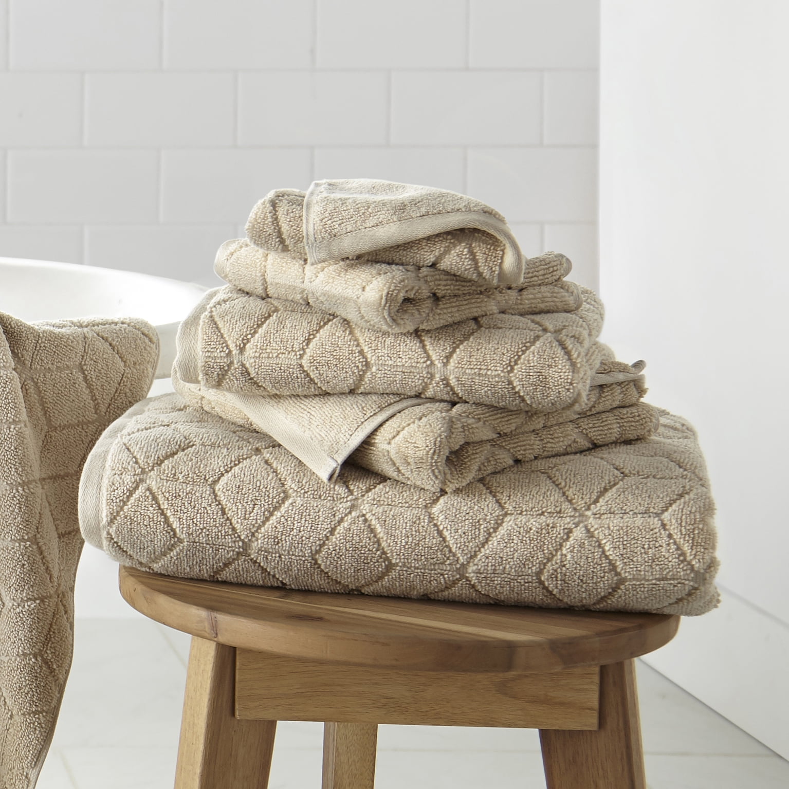 WelHome 100% HYGROCOTTON® 6-Piece Textured Soft Towel Set, Castle Wall ...