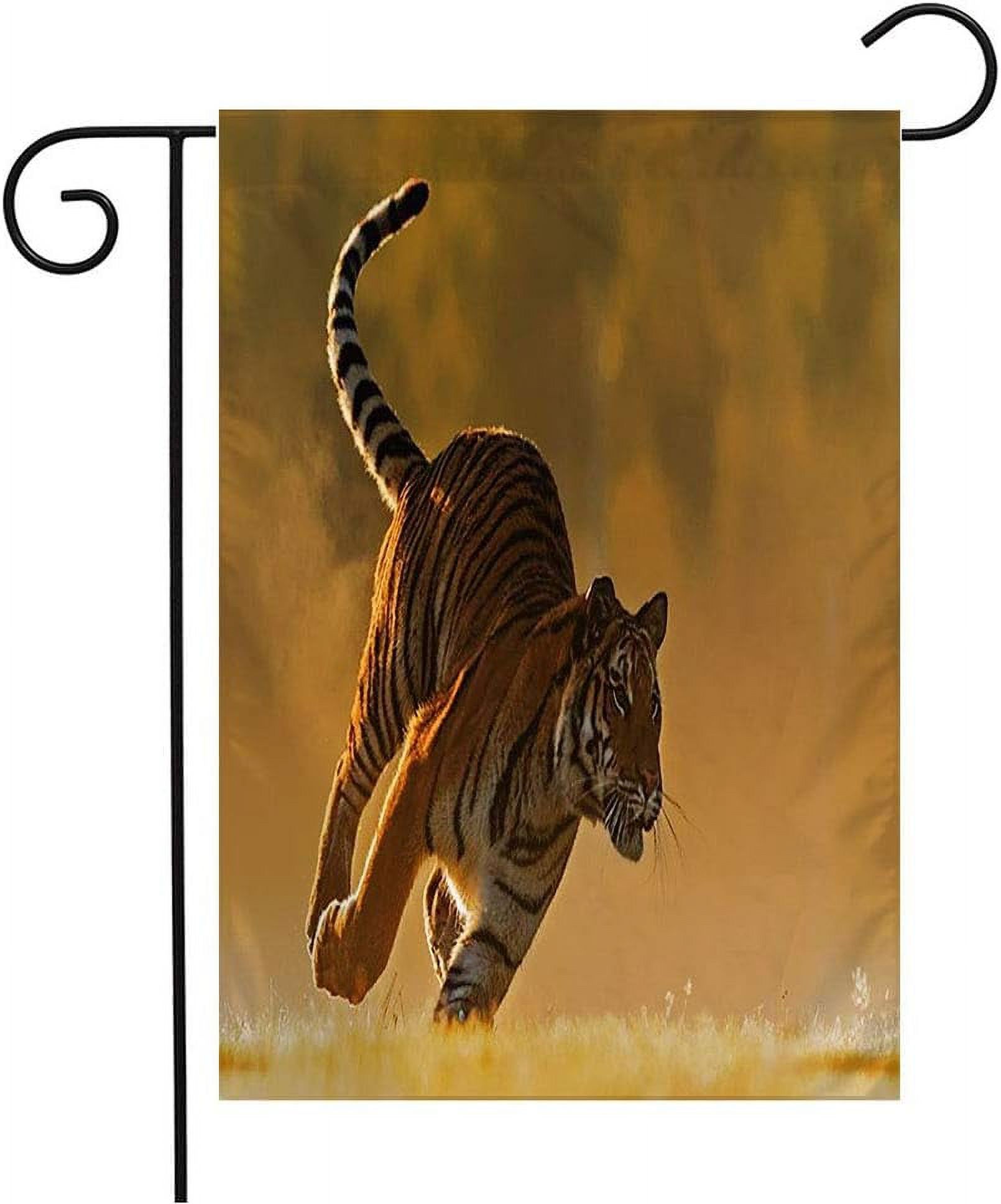 Welcome Garden Flag Mammal Angry Siberian White Beautiful Tiger ...
