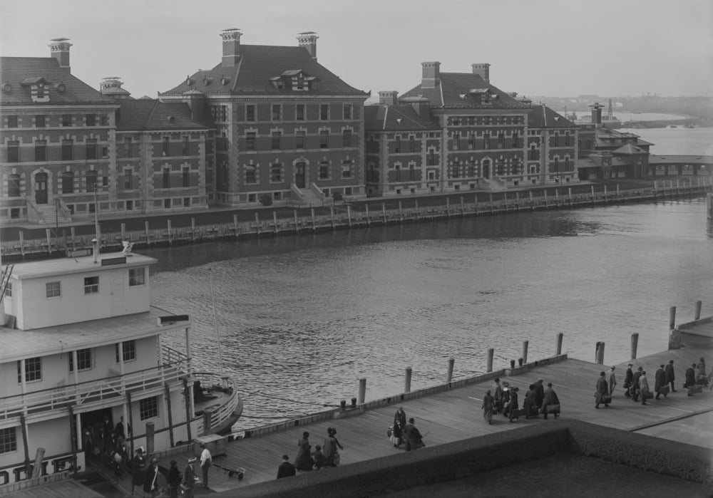 Well Dressed Immigrants Arriving Via Ferry At New York'S Ellis Island ...