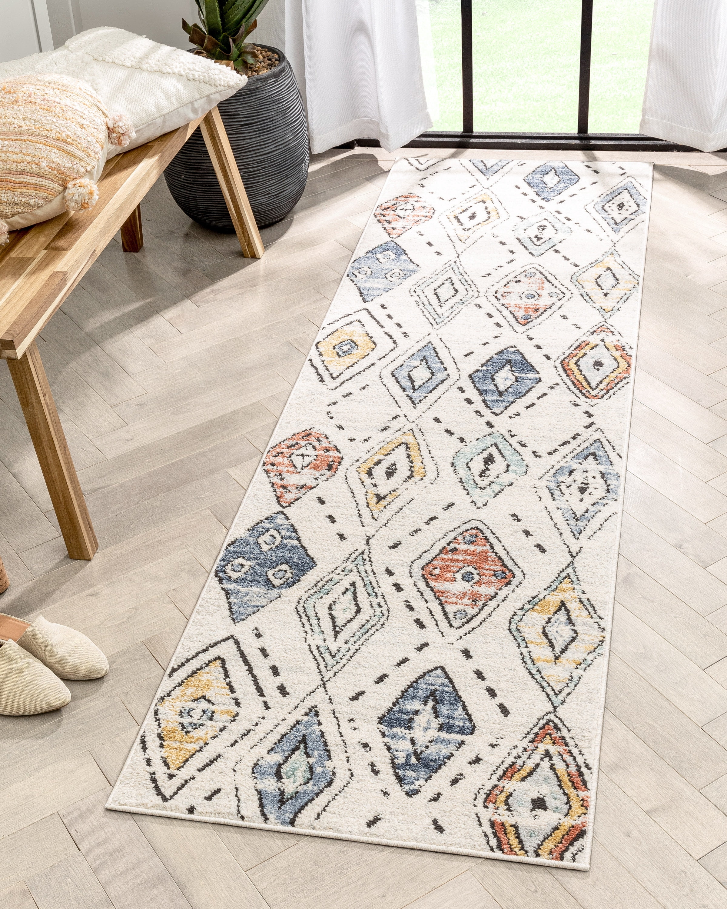 Well Woven Cesena Moroccan Diamond Pattern Ivory Distressed 2'3" x 7'3 ...