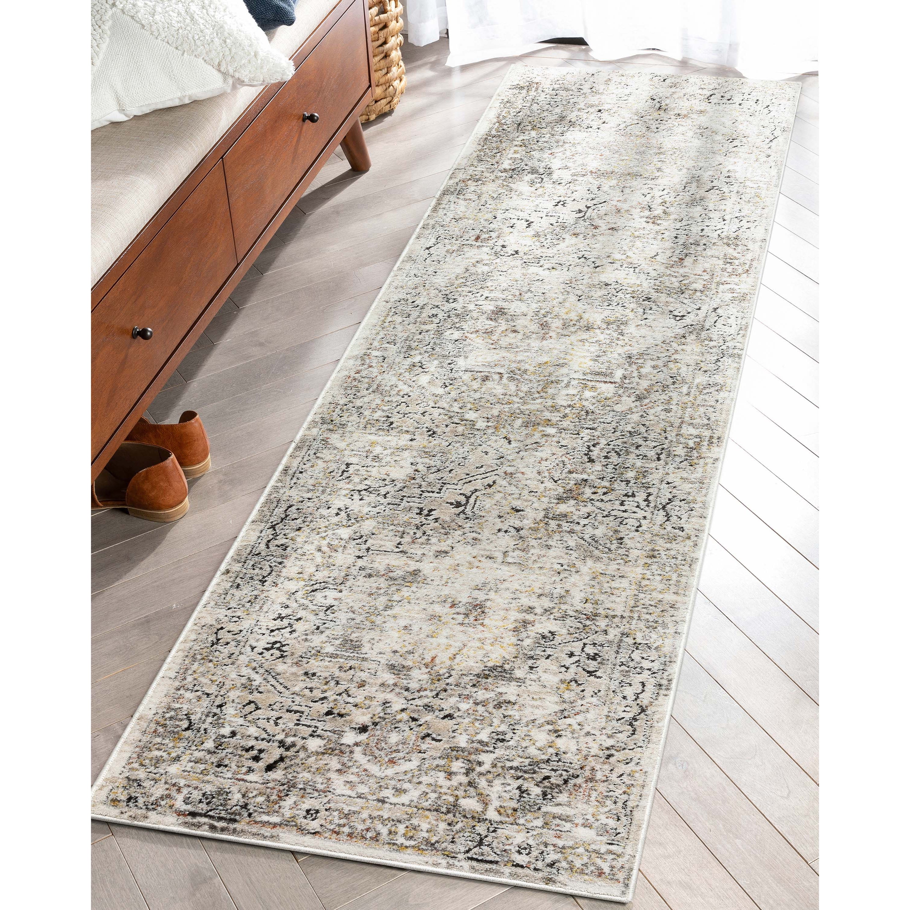 Well Woven Horosan Heriz Floral Grey Ivory Runner Rug 2' x 7' Luxurious ...