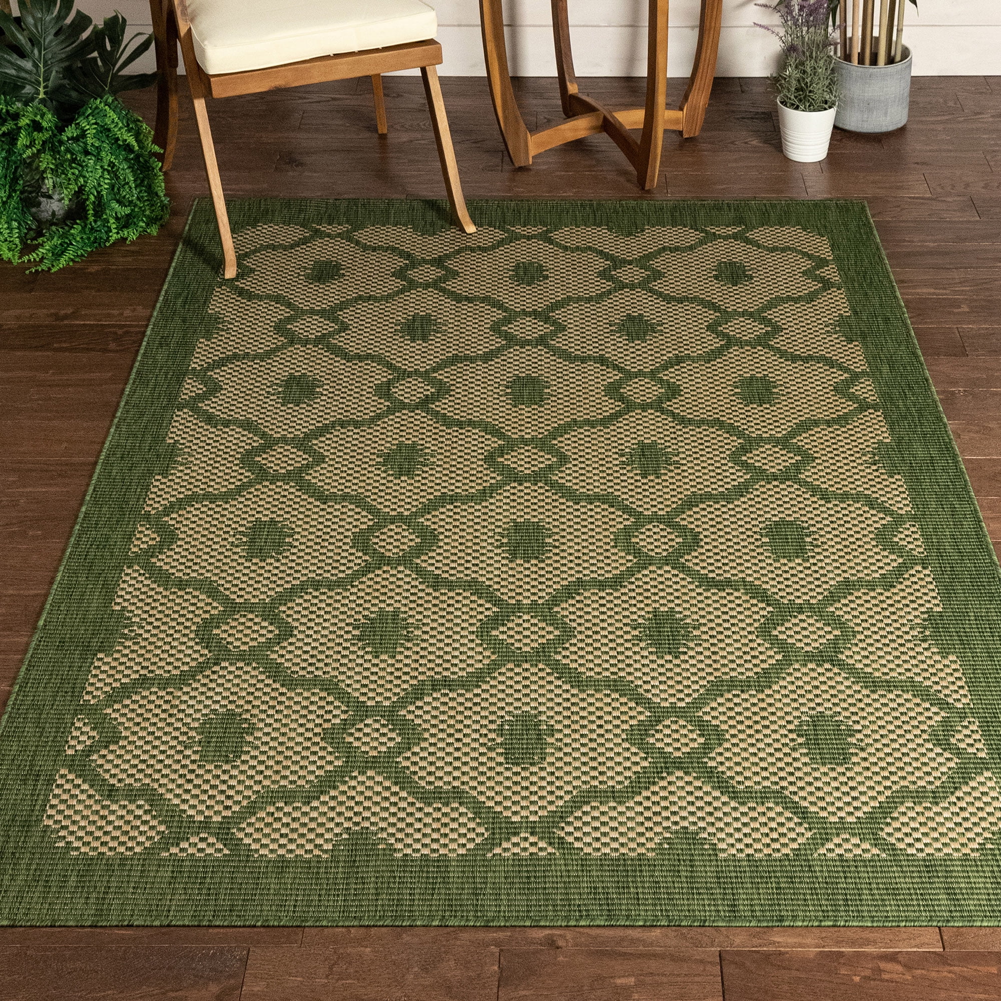 Well Woven Medusa Sol Lattice Trellis Green 5'3" x 7'3" Indoor/Outdoor ...
