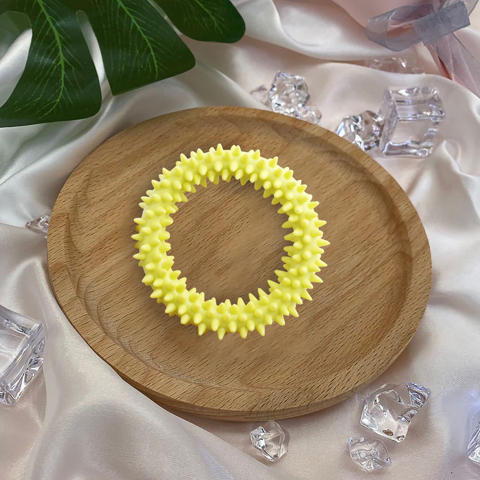 Weloille Spiky Sensory Ring Fidget Toys Decompression Pinch Toy ...