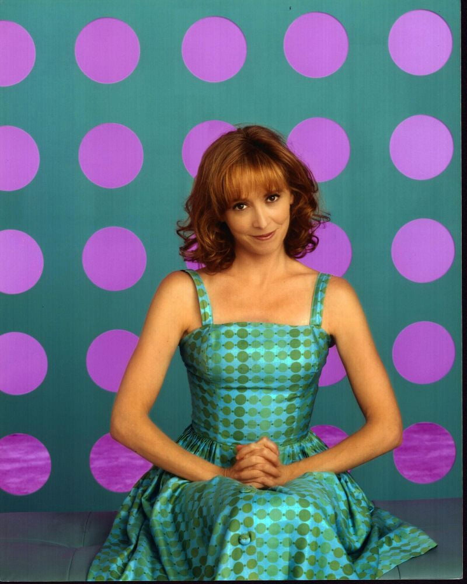 Wendy Makkena In Green And Blue Dress With Polka Dot Background Photo Print 16 X 20 Item
