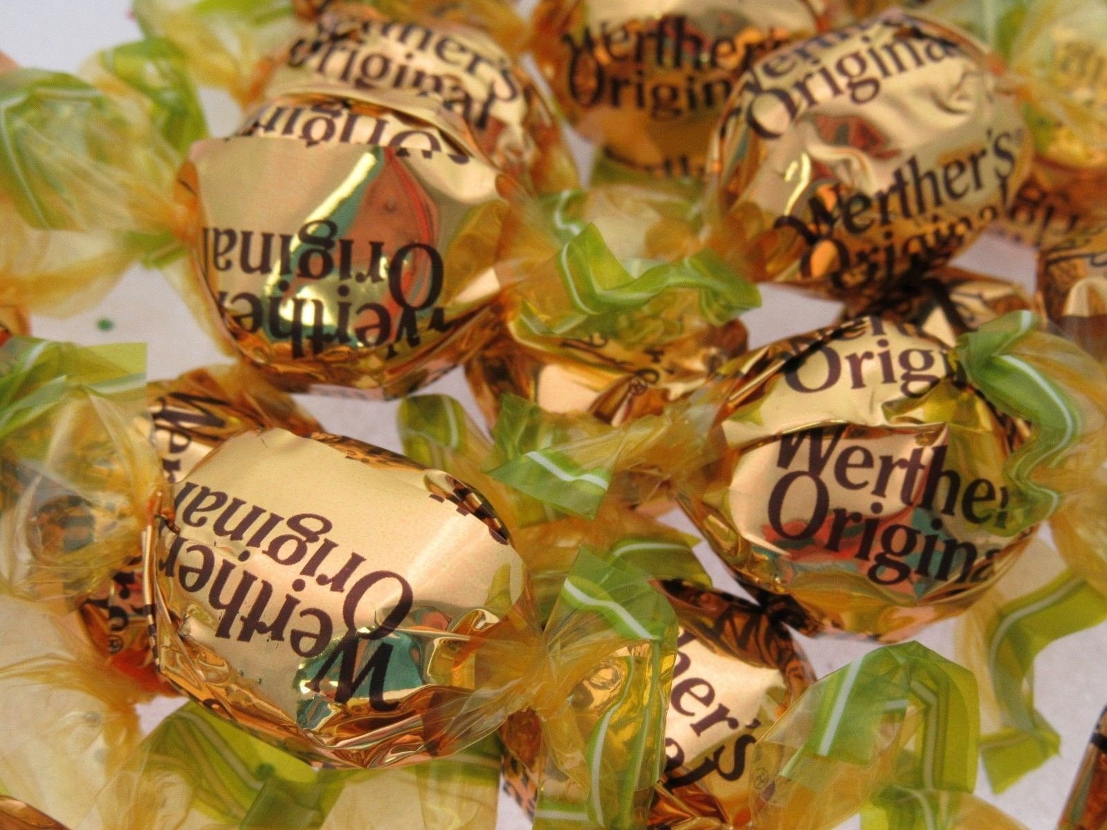 Werther's Creamy Caramel Apple Filled 8oz Werthers Hard Candy Half ...