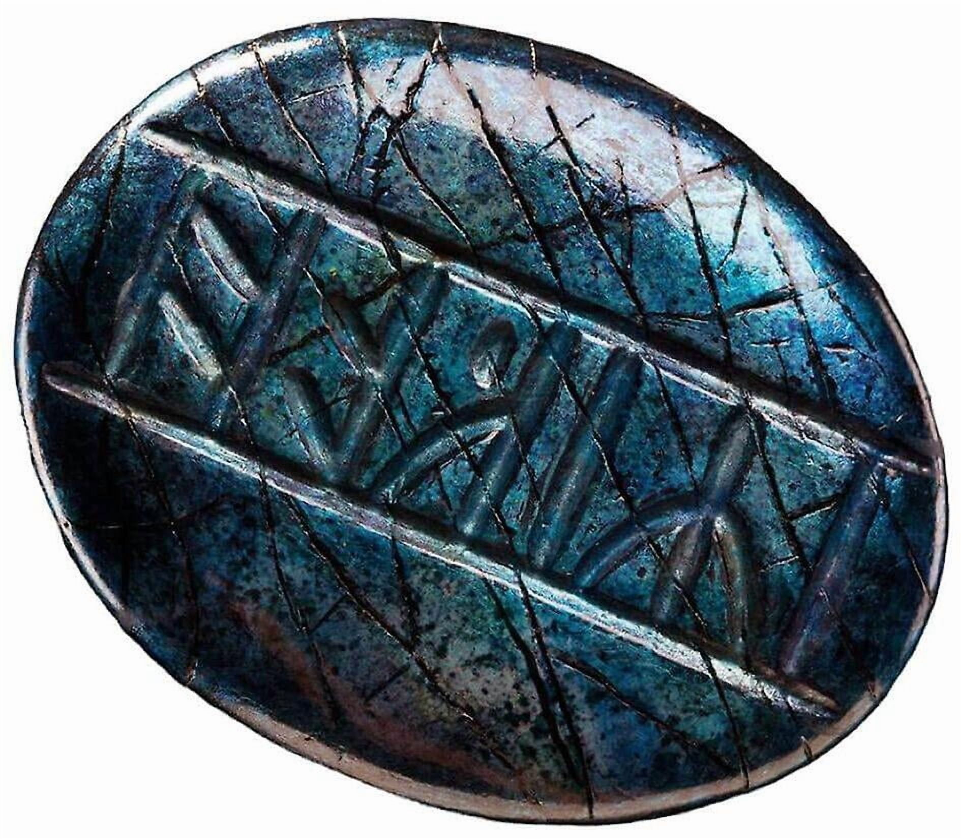 Weta Workshop's The Hobbit: Desolation of Smaug Kili's Rune Stone in ...