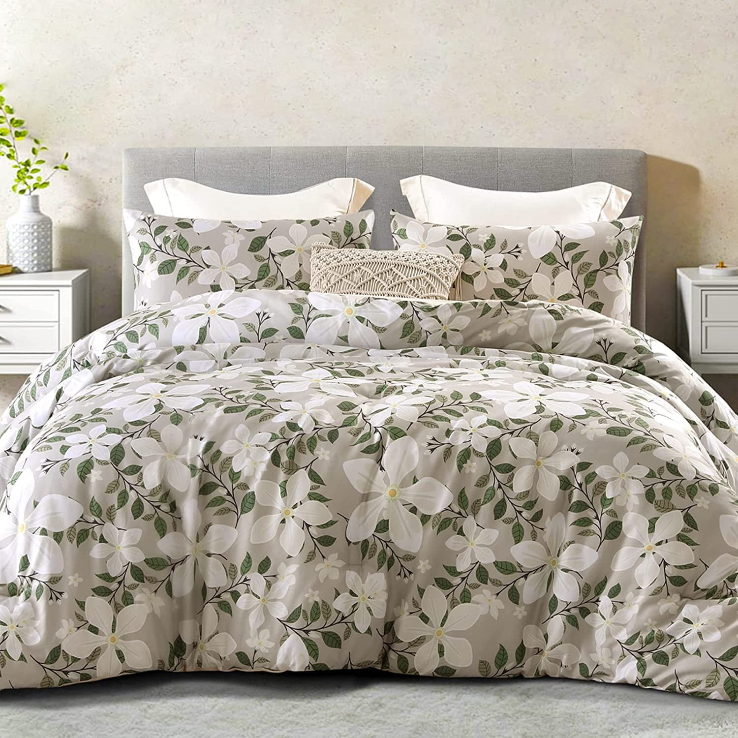 Whale Flotilla 3-Piece Queen Comforter Set, Soft Reversible Bedding ...