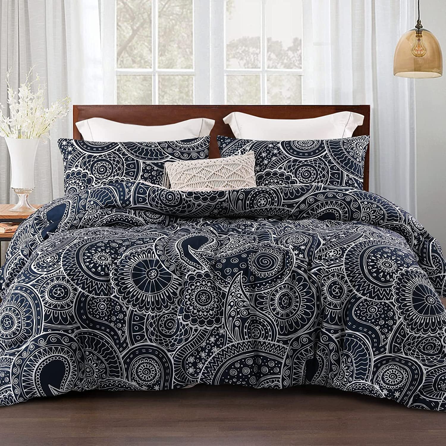 Whale Flotilla 3-Piece Queen Comforter Set, Soft Reversible Full Size ...