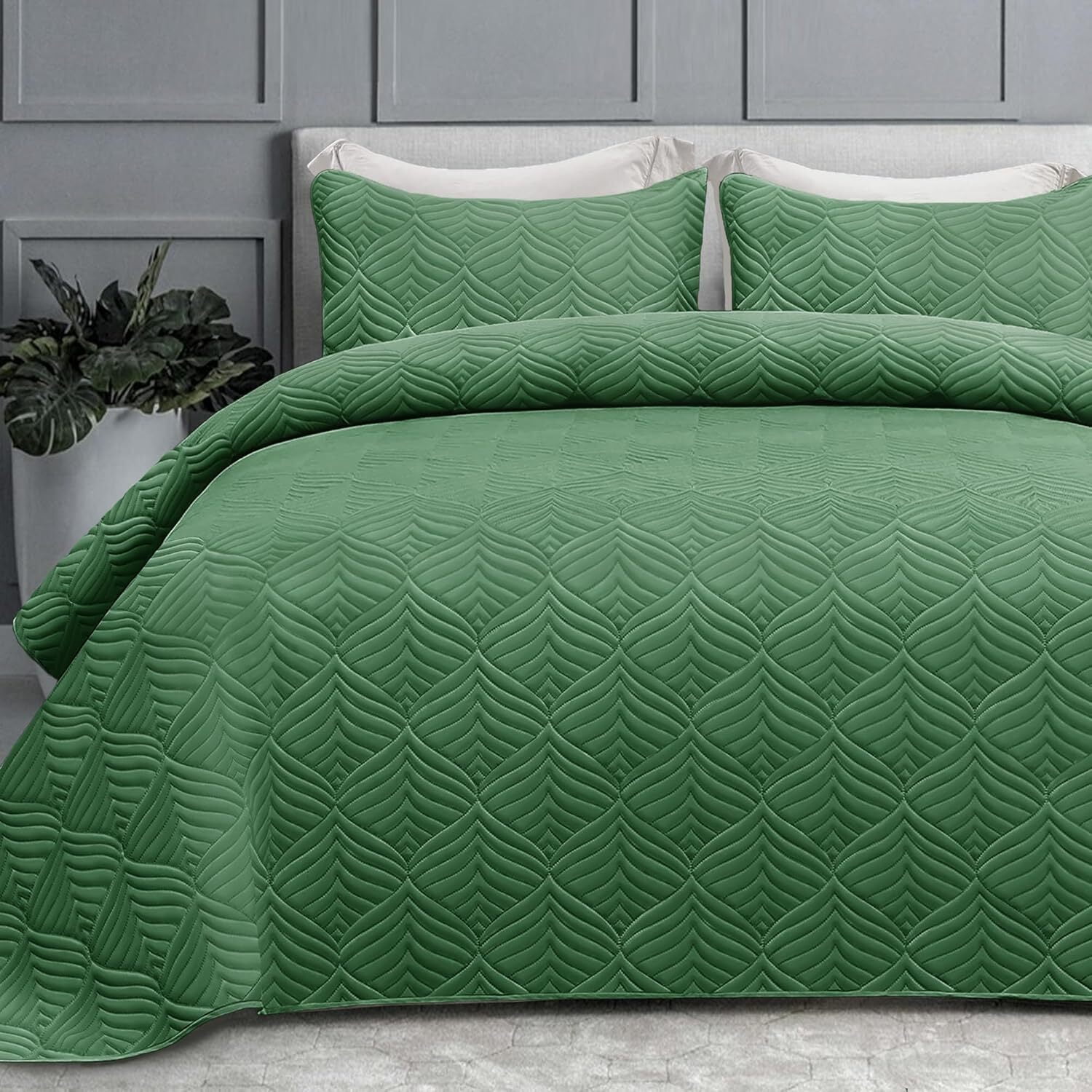 Whale Flotilla 3-Piece Sage Green Vintage Quilt Bedding Set, King ...