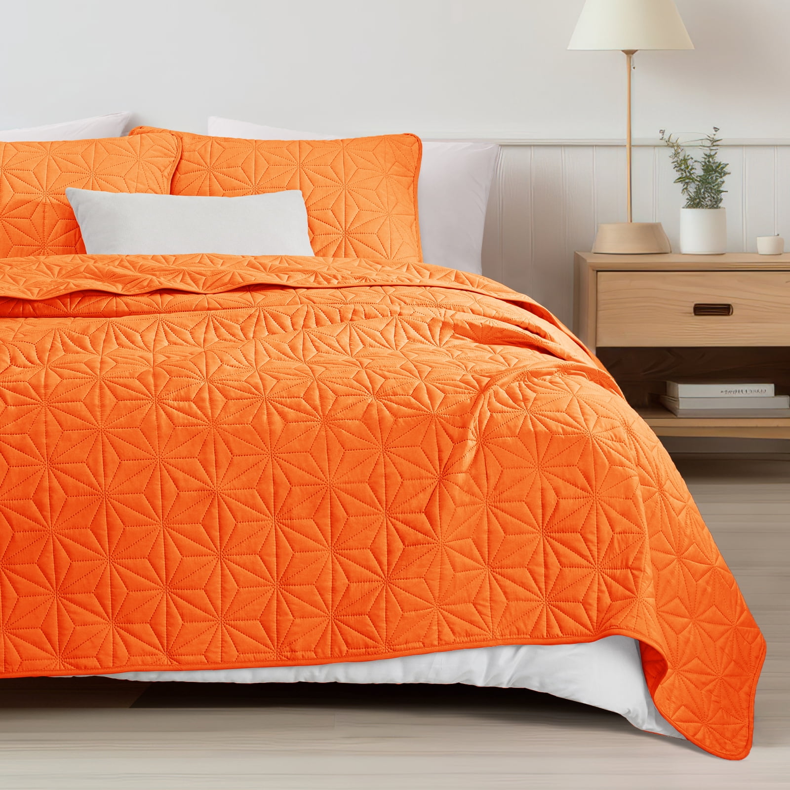 Whale Flotilla Microfiber Twin Size 68"x 88" Quilt Set Lightweight ...