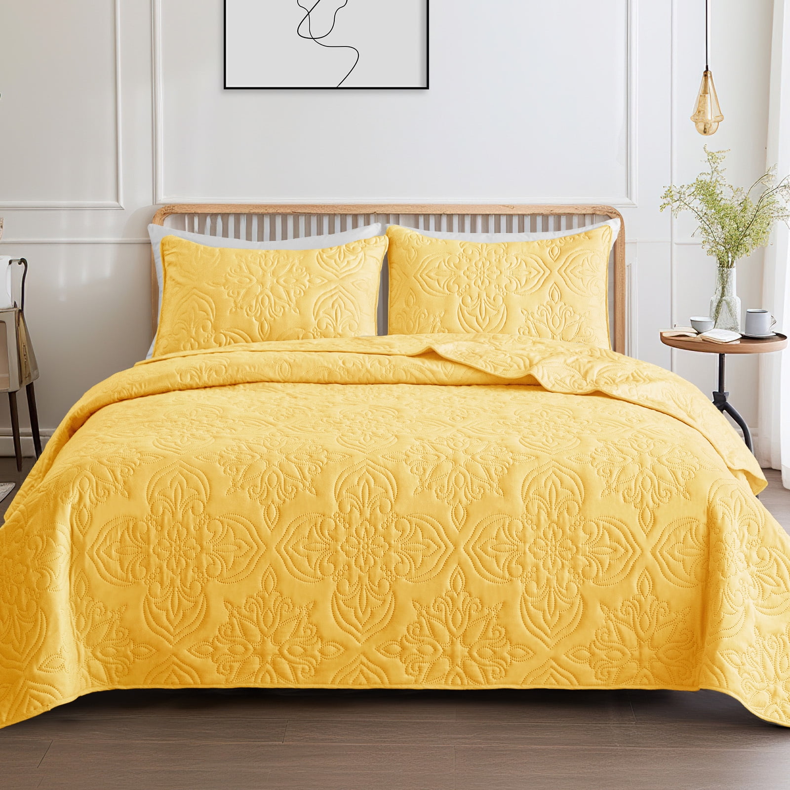 Whale Flotilla Soft Queen Quilt Bedding Set for All Seasons, Vintage ...