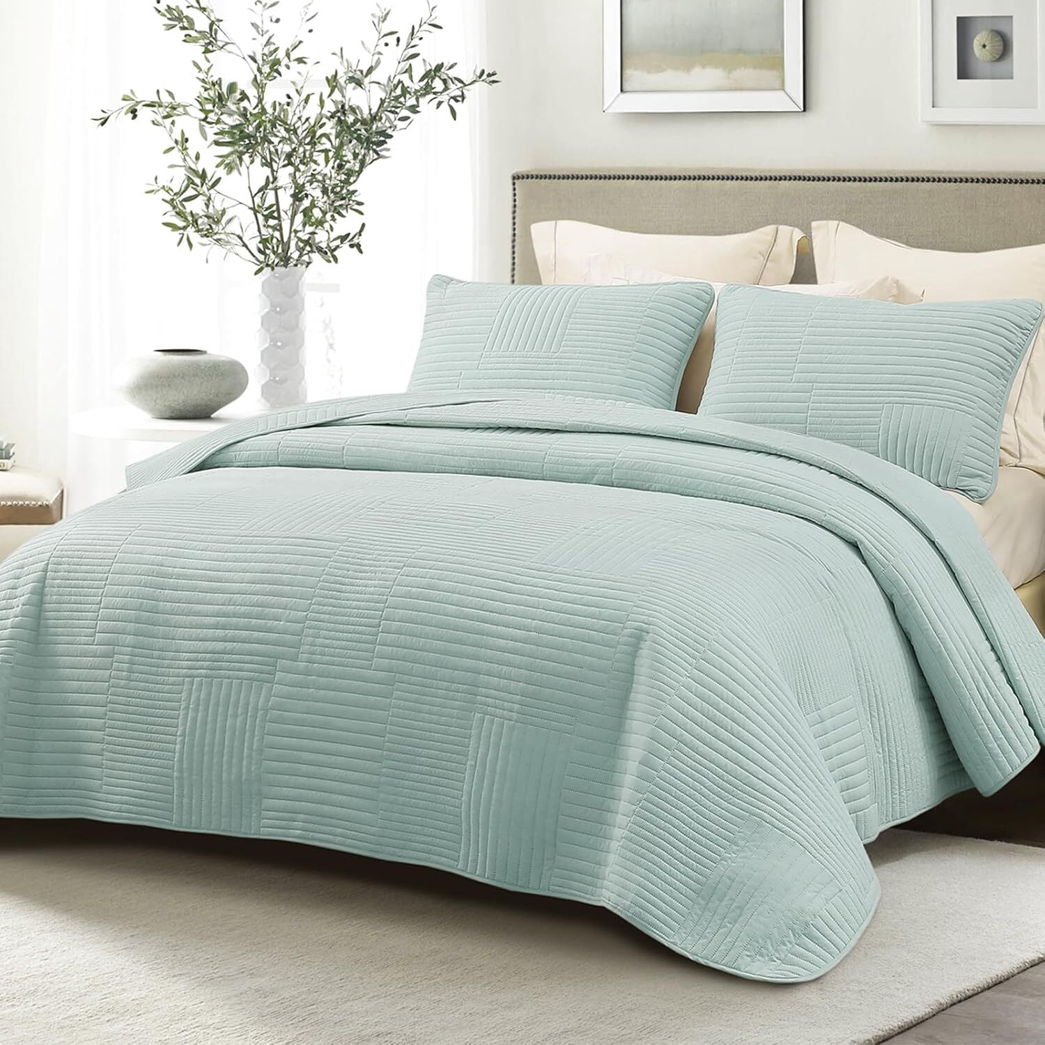 Whale Flotilla Twin Quilt Set, Soft Lightweight Quilts Bedspreads ...