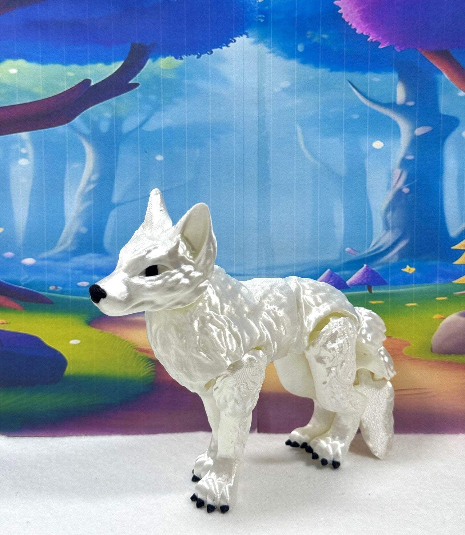 White Articulated Wolf Toy, 3D Printed Wolf, 4.75" Executive Desk Decor ...