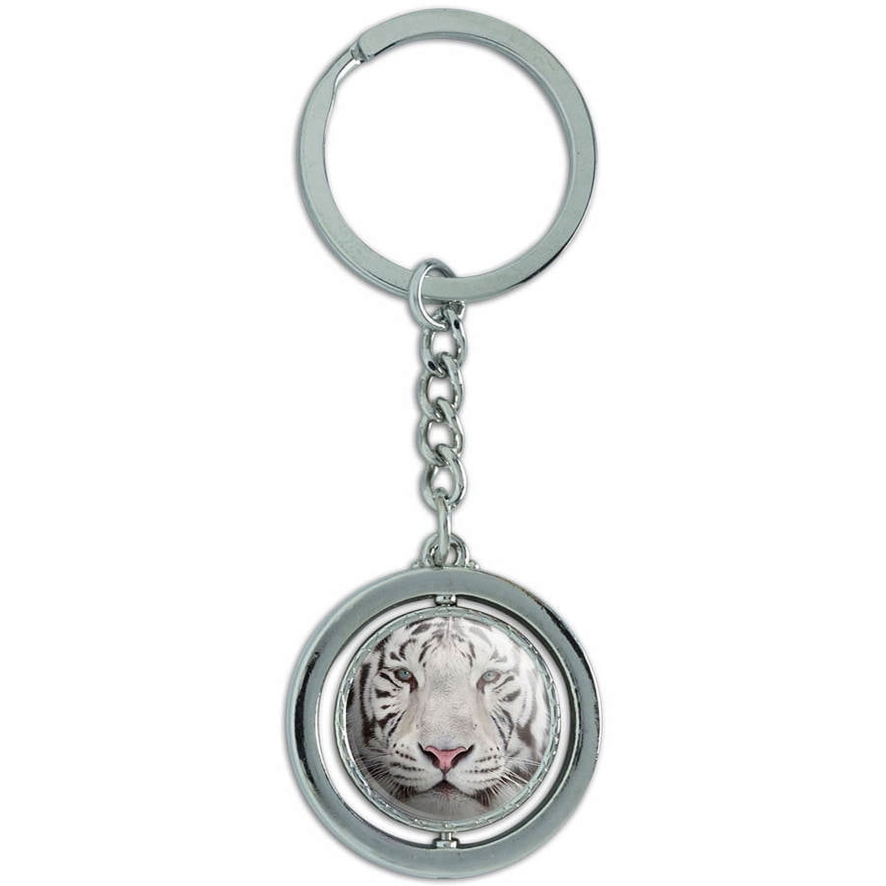 White Bengal Tiger with Blue Eyes Spinning Circle Metal Keychain ...