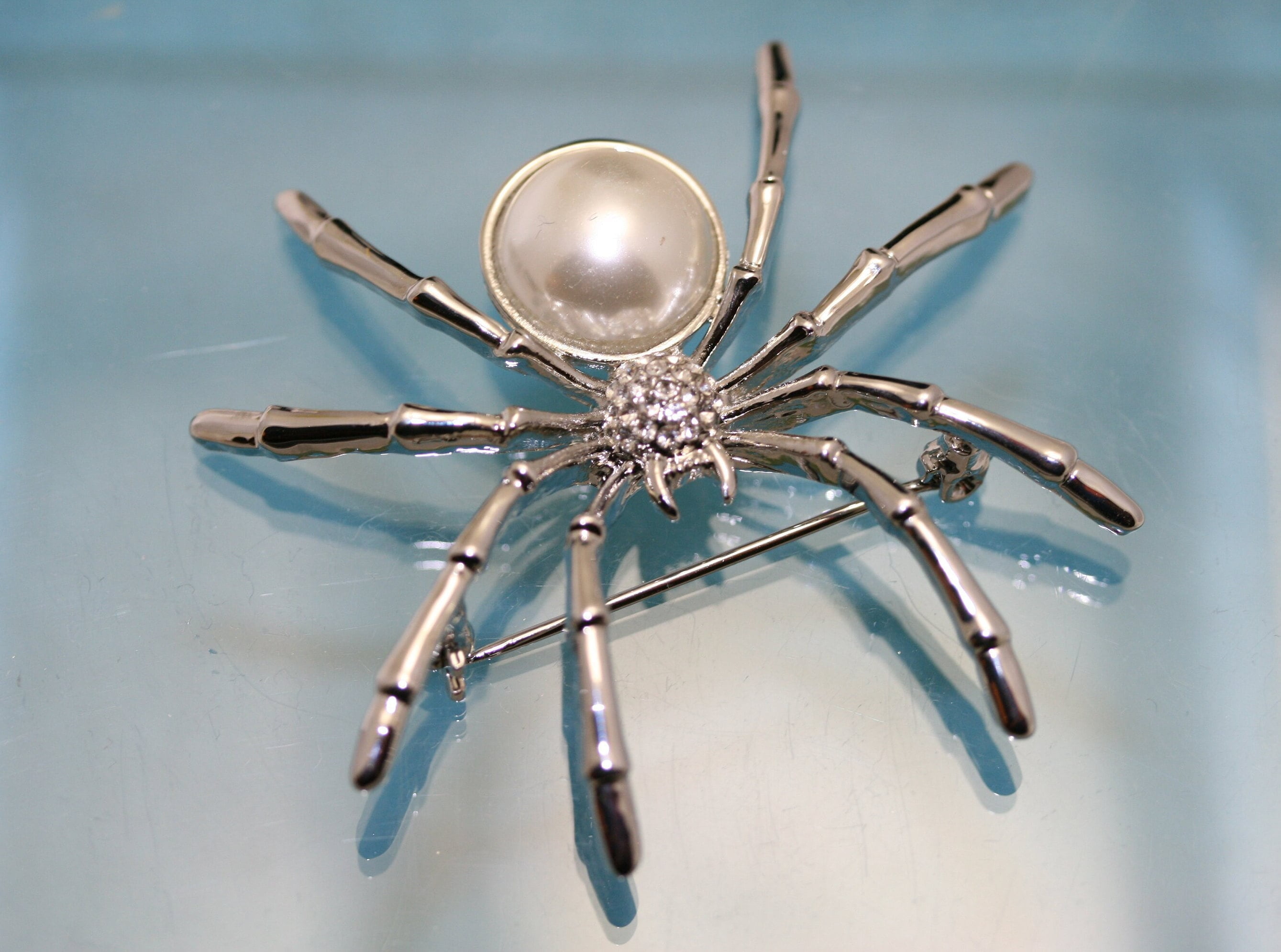 White Faux Pearl & Rhinestone Spider Arachnid Brooch Pin, Halloween ...
