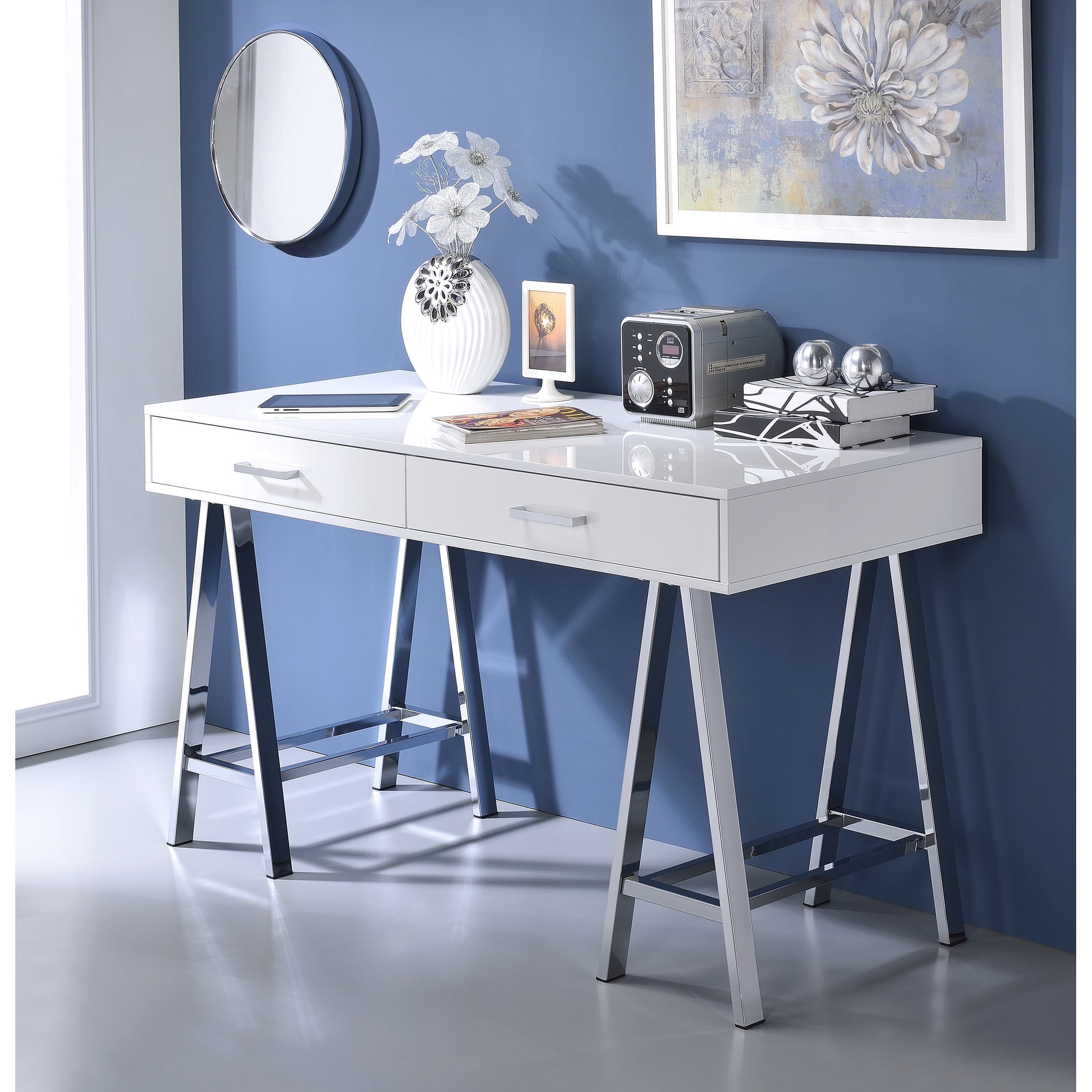 White High Gloss Desk With Intrigue And Plug Enhancement - Walmart.com