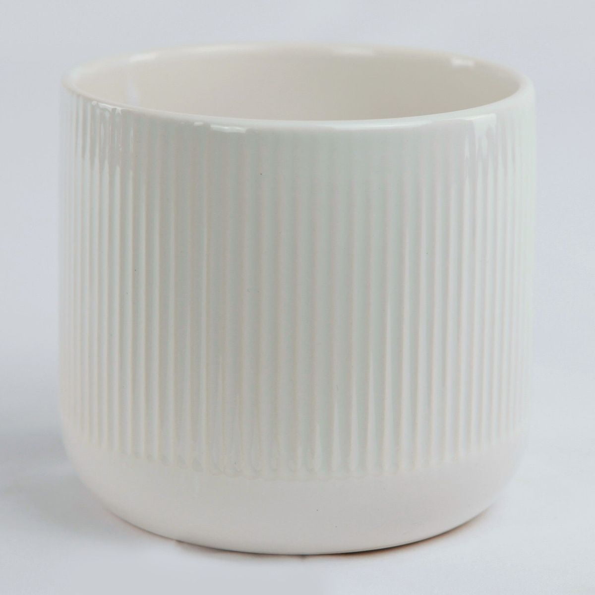 Walmart White Ribbed Planter, 5.5"H x 6.7"D, Fits 6" Pot - Walmart.com