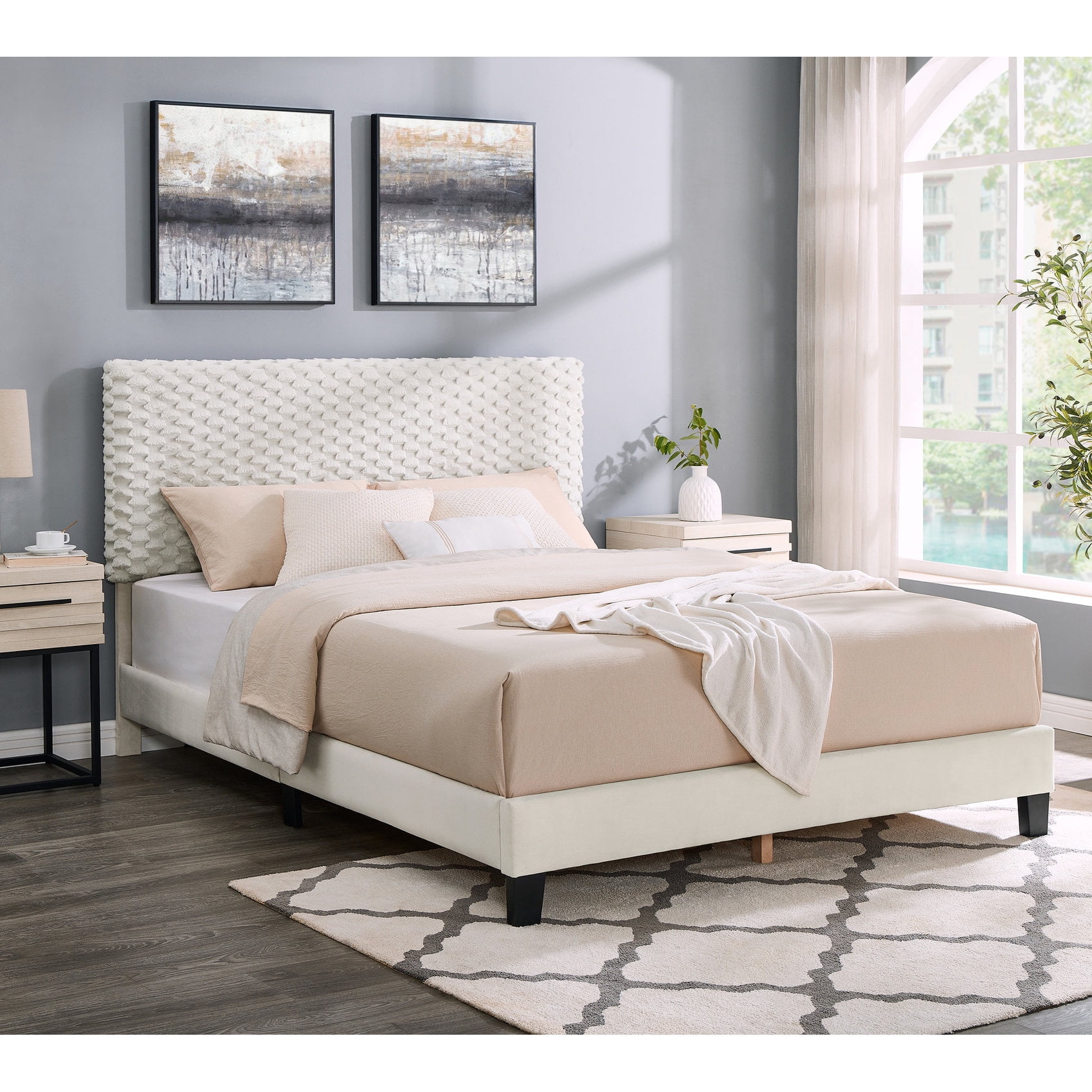 White dove headboard, modern block feet / Add a contemporary touch to ...