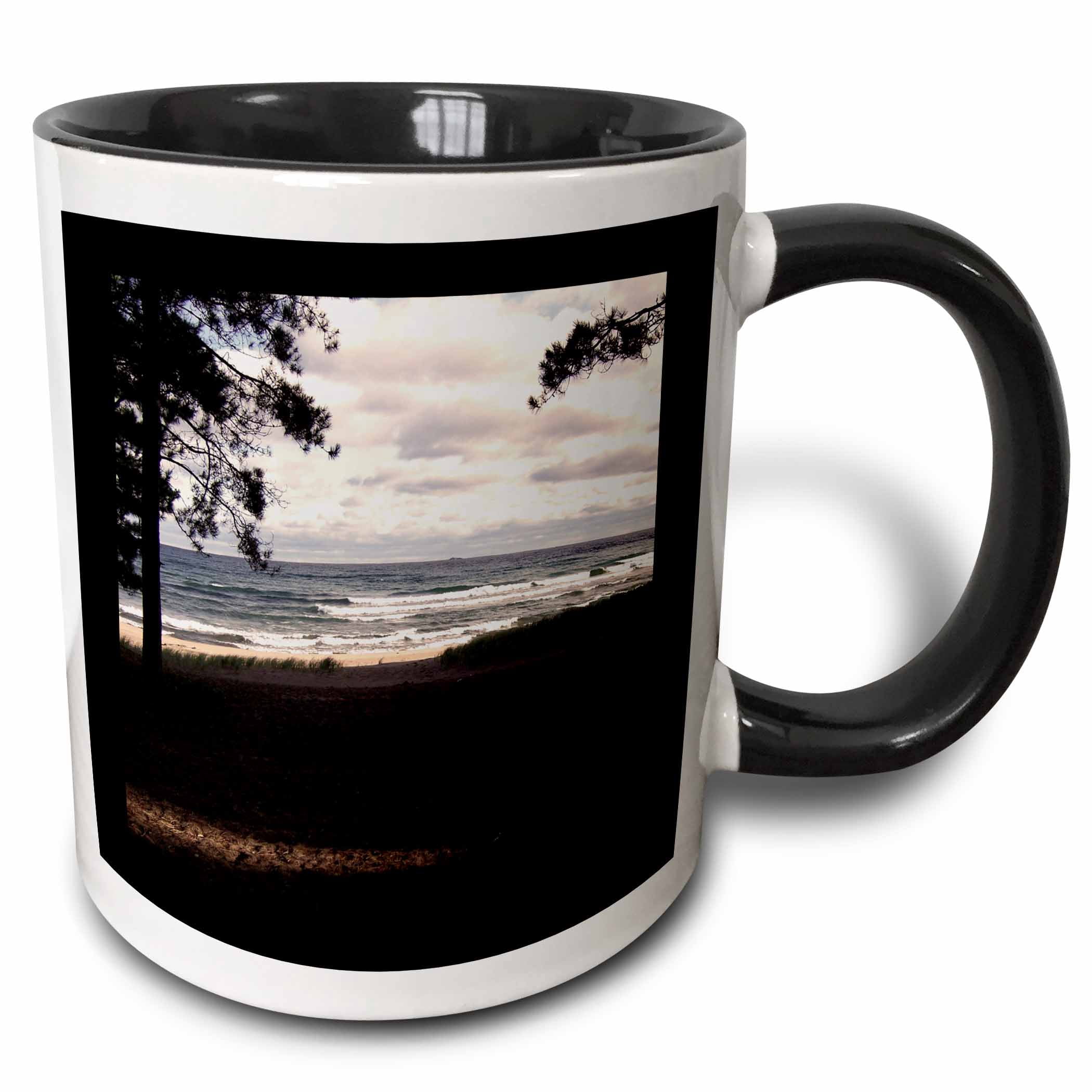 Whitecaps - whitecap waves breaking toward the shore of a Lake Superior ...