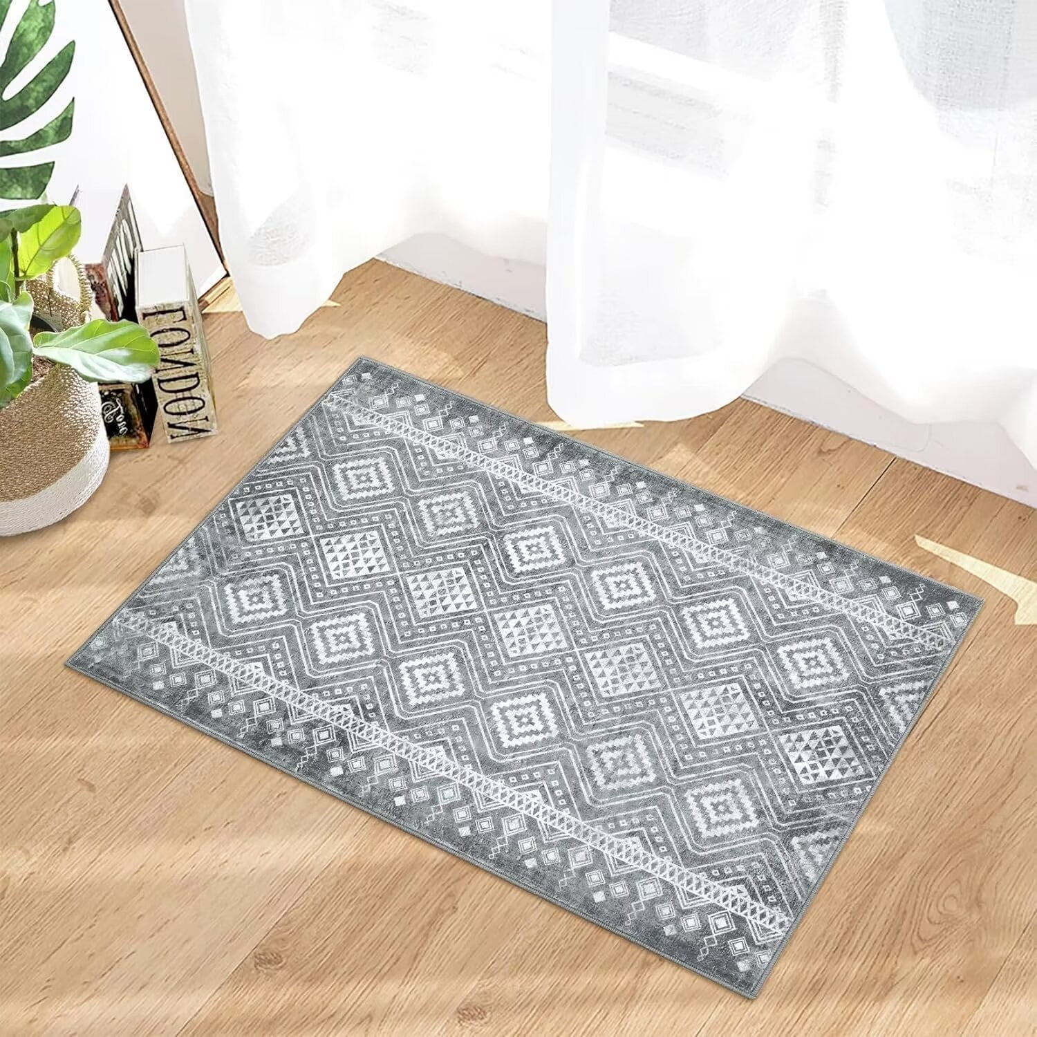WhizMax 2x3 Small Area Rug Modern Geometric Entryway Rug Soft Anti-Slip ...