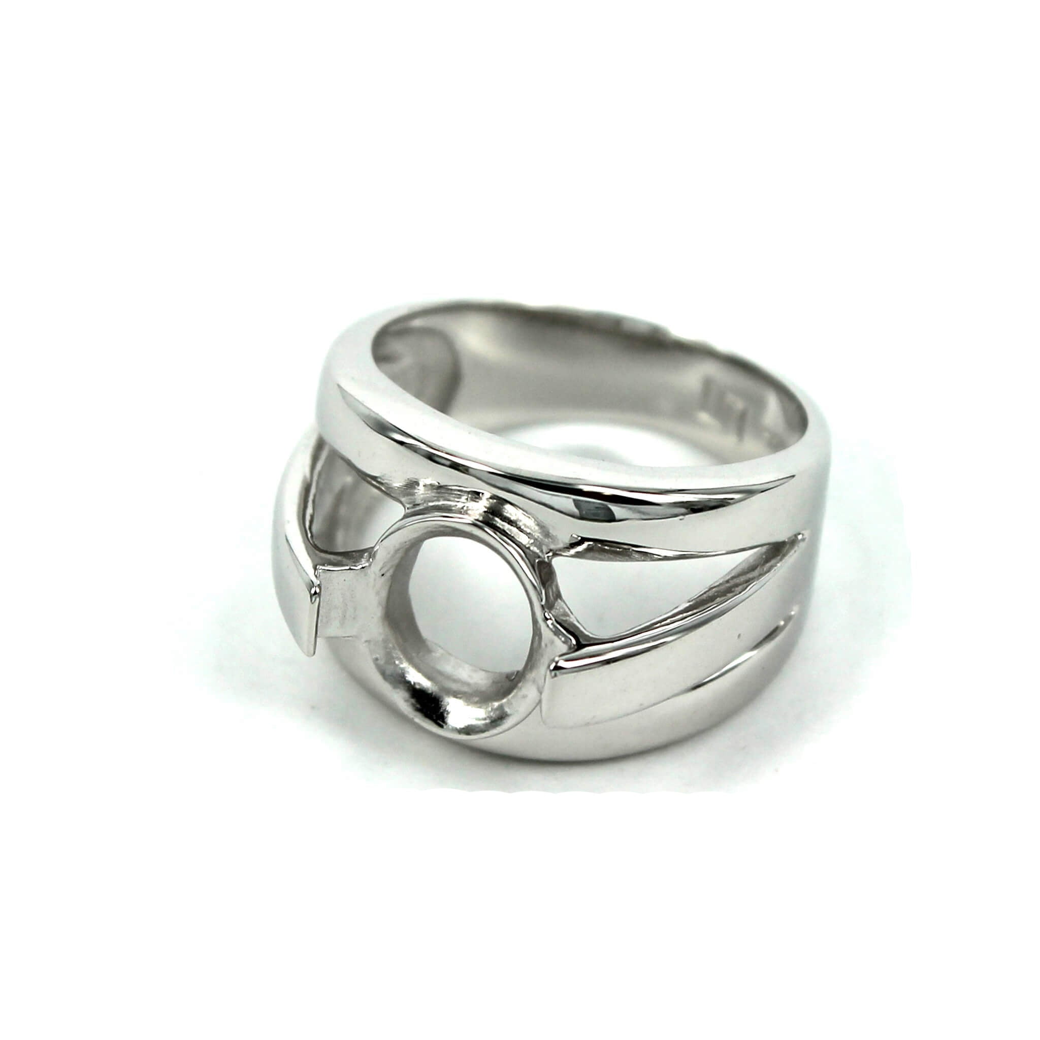 Wide Split Shank Ring Setting with Oval Bezel Mounting in Sterling ...