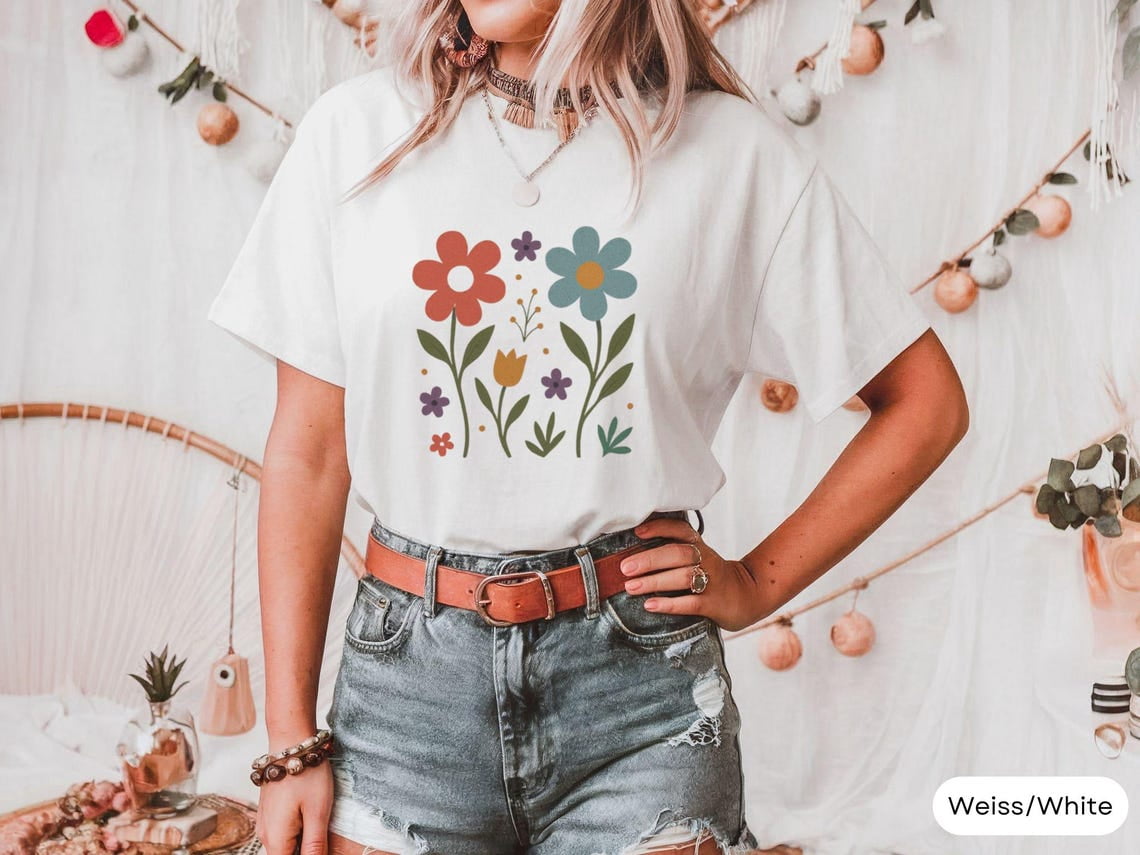 Wildflower Vintage Flower Botanical Bloom T-Shirt - Walmart.com